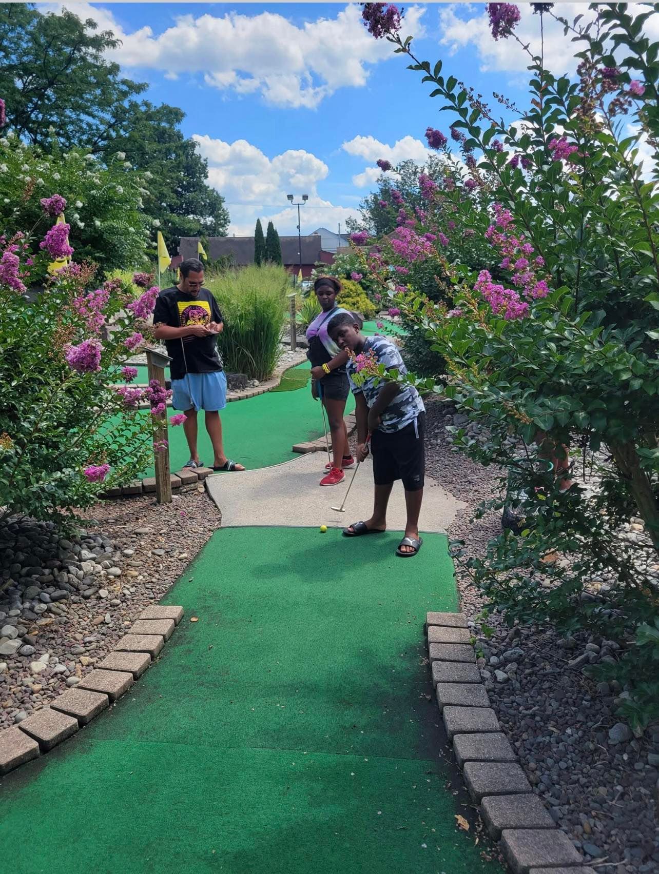 Mini Golf – Fairless Hills – Golf Adventure Mini Golf