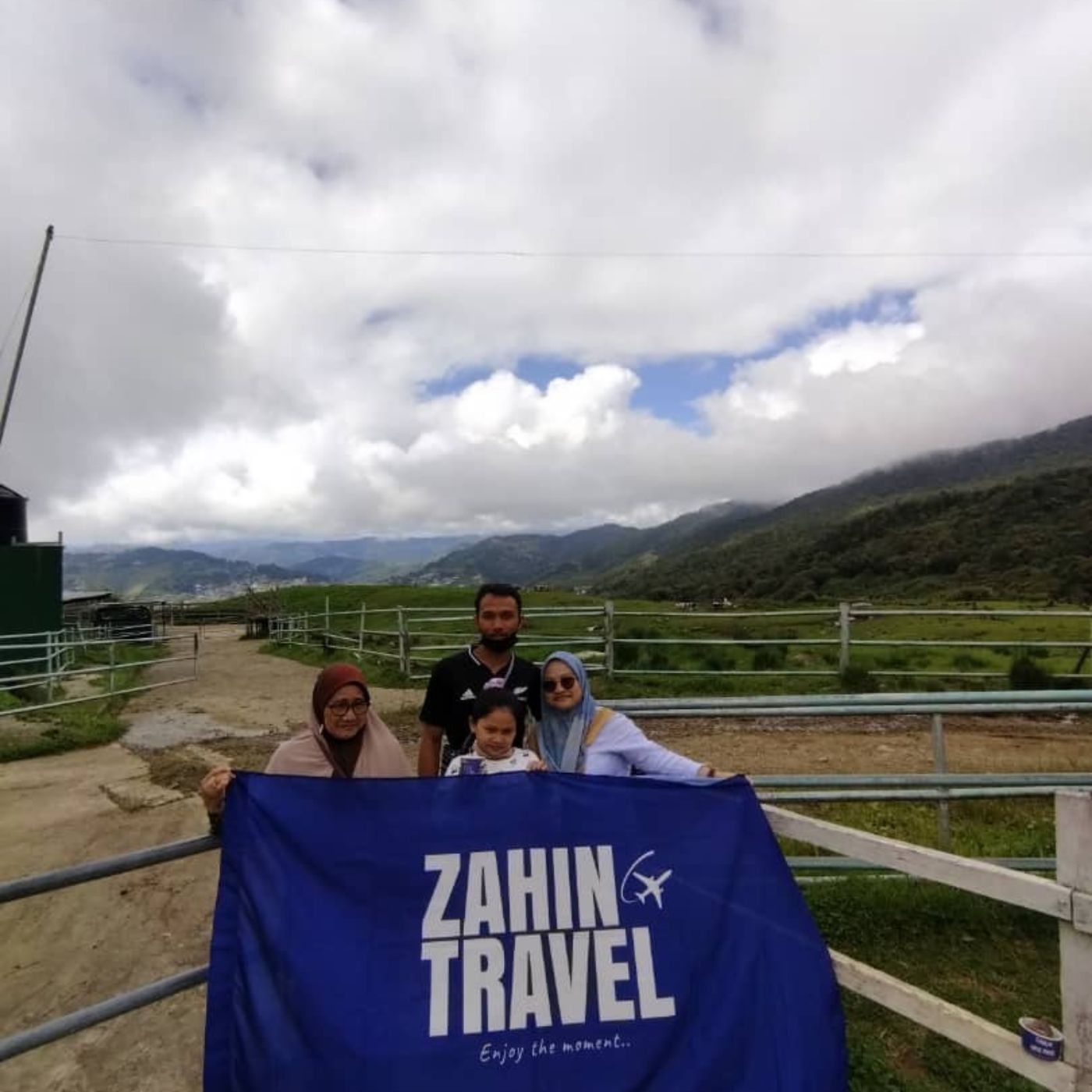 Pakej Percutian Zahin Travel