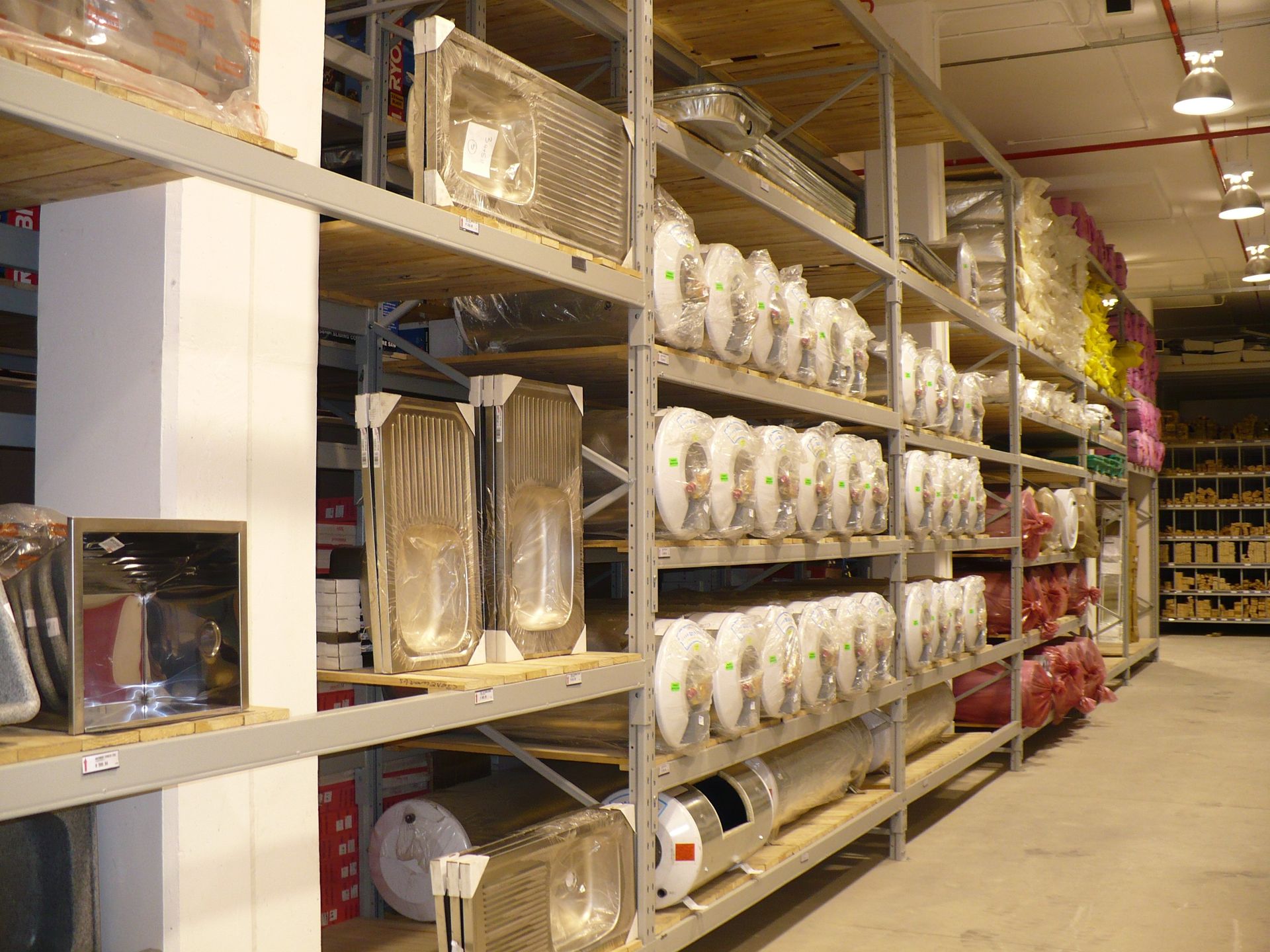 Storeworks Shopfitting | A leading Supplier in Racking Solutions