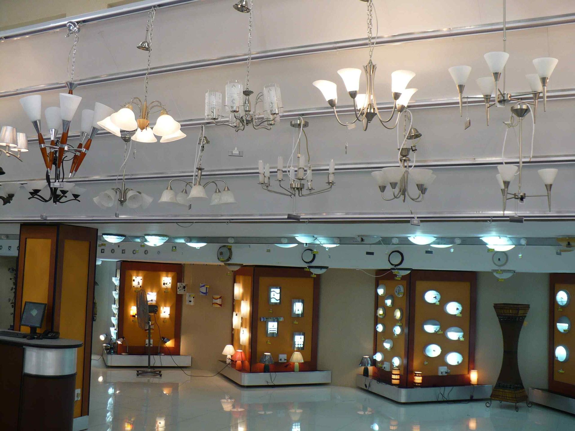 Storeworks | Custom Lighting Display Solutions