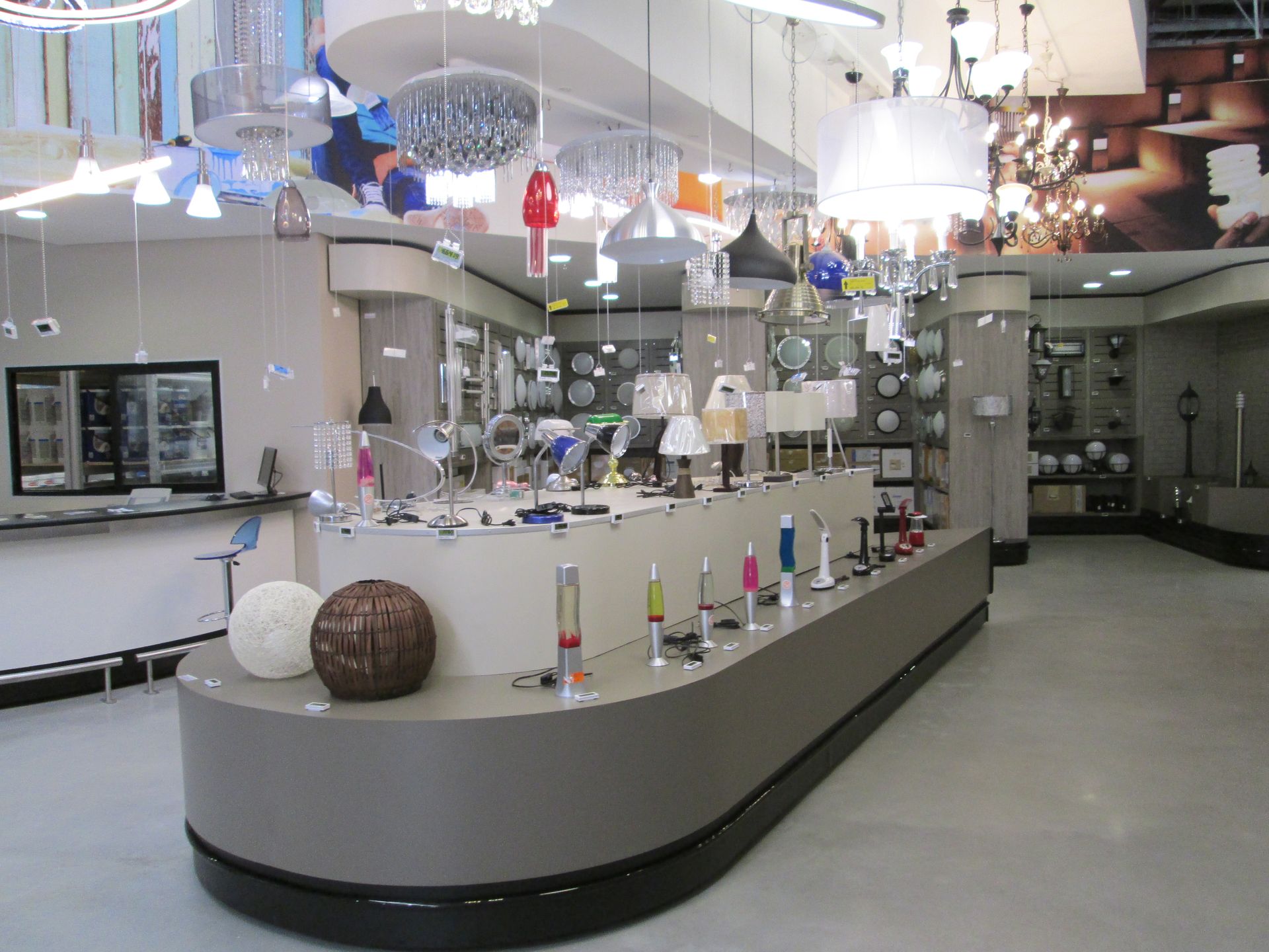 Storeworks | Custom Lighting Display Solutions
