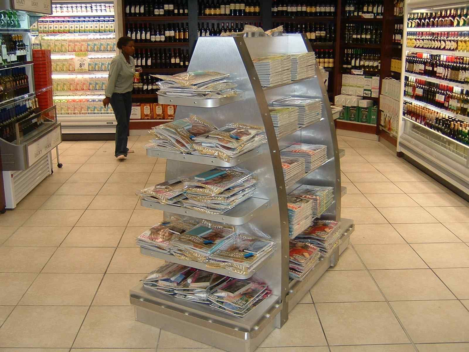 Storeworks Shopfitting | Eye-catching Impulse Units