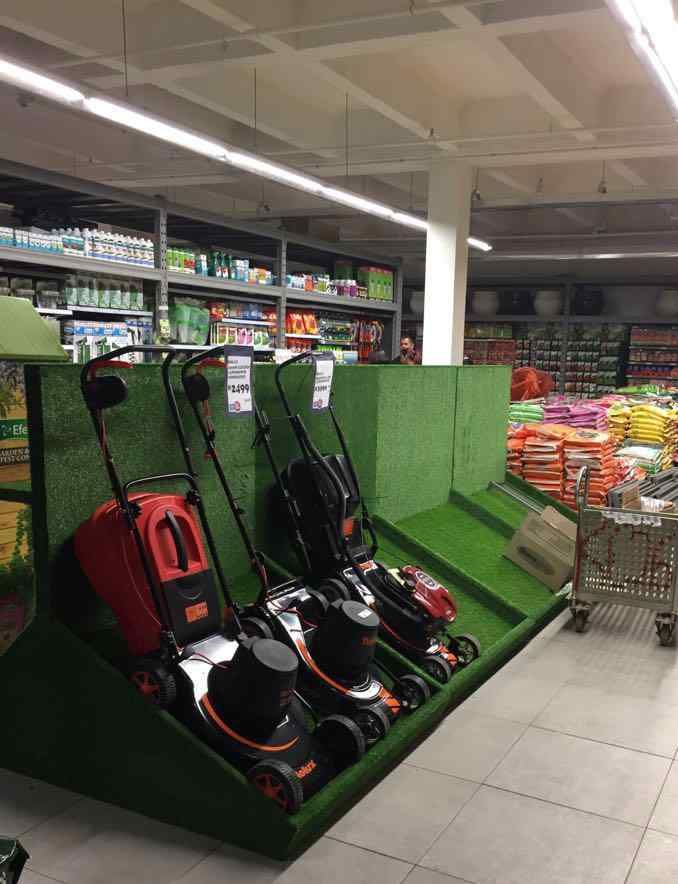 Storeworks Shopfitting | Lawnmower Display Unit Solutions