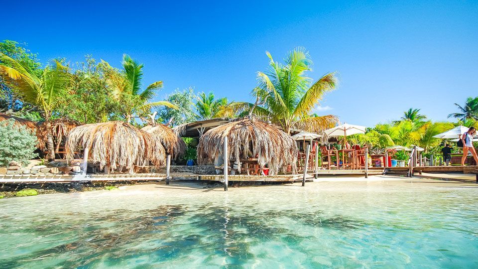 Exploring Pinel island: A Day Trip for Adventure Enthusiasts