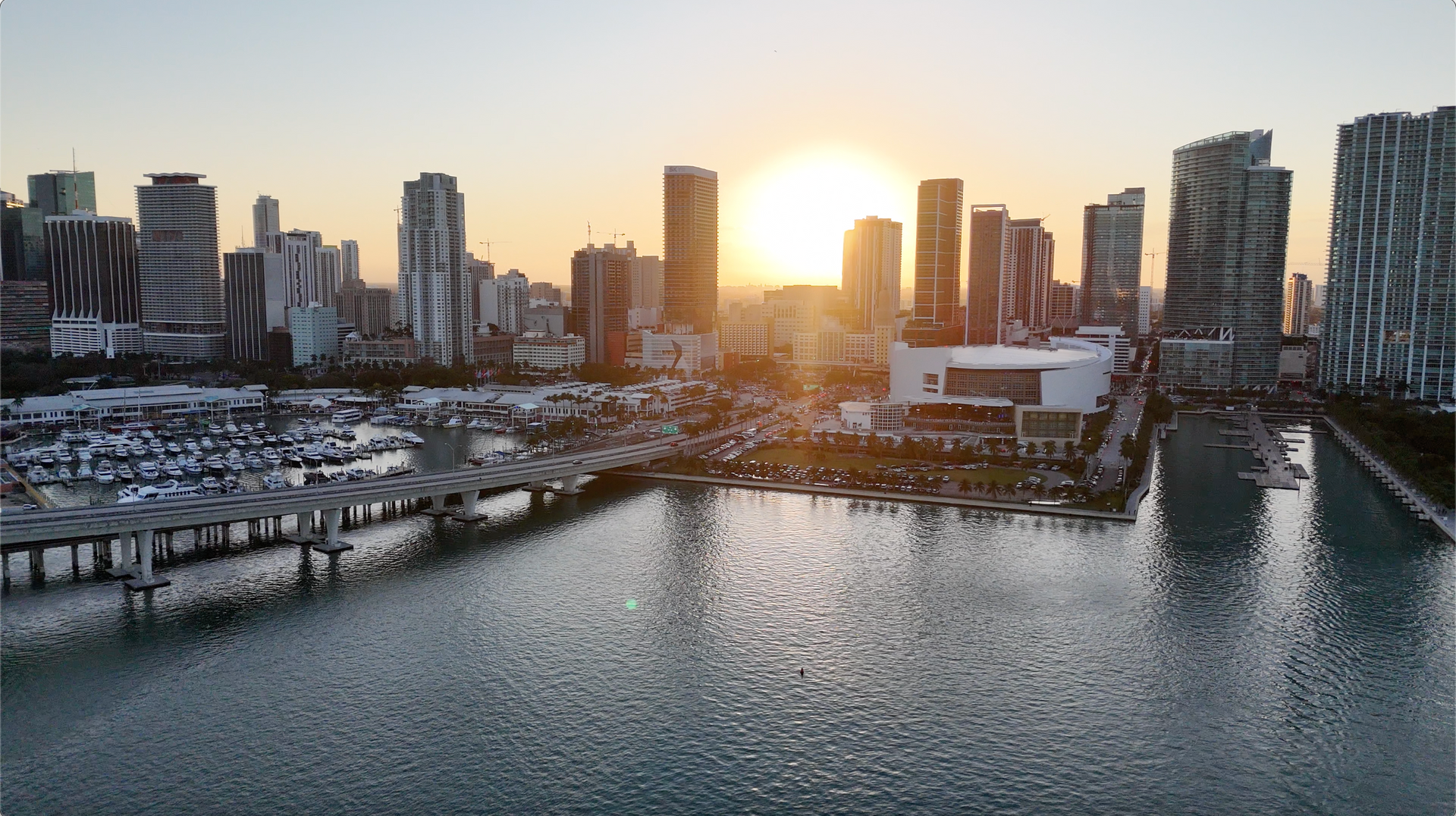 Miami Sunset Boat Cruise | Bayside’s Top Sunset Experience