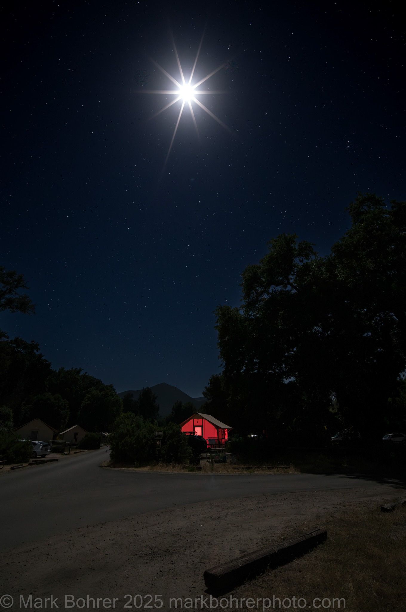 THE LEICA MEET - Facebook's largest Leica user community.