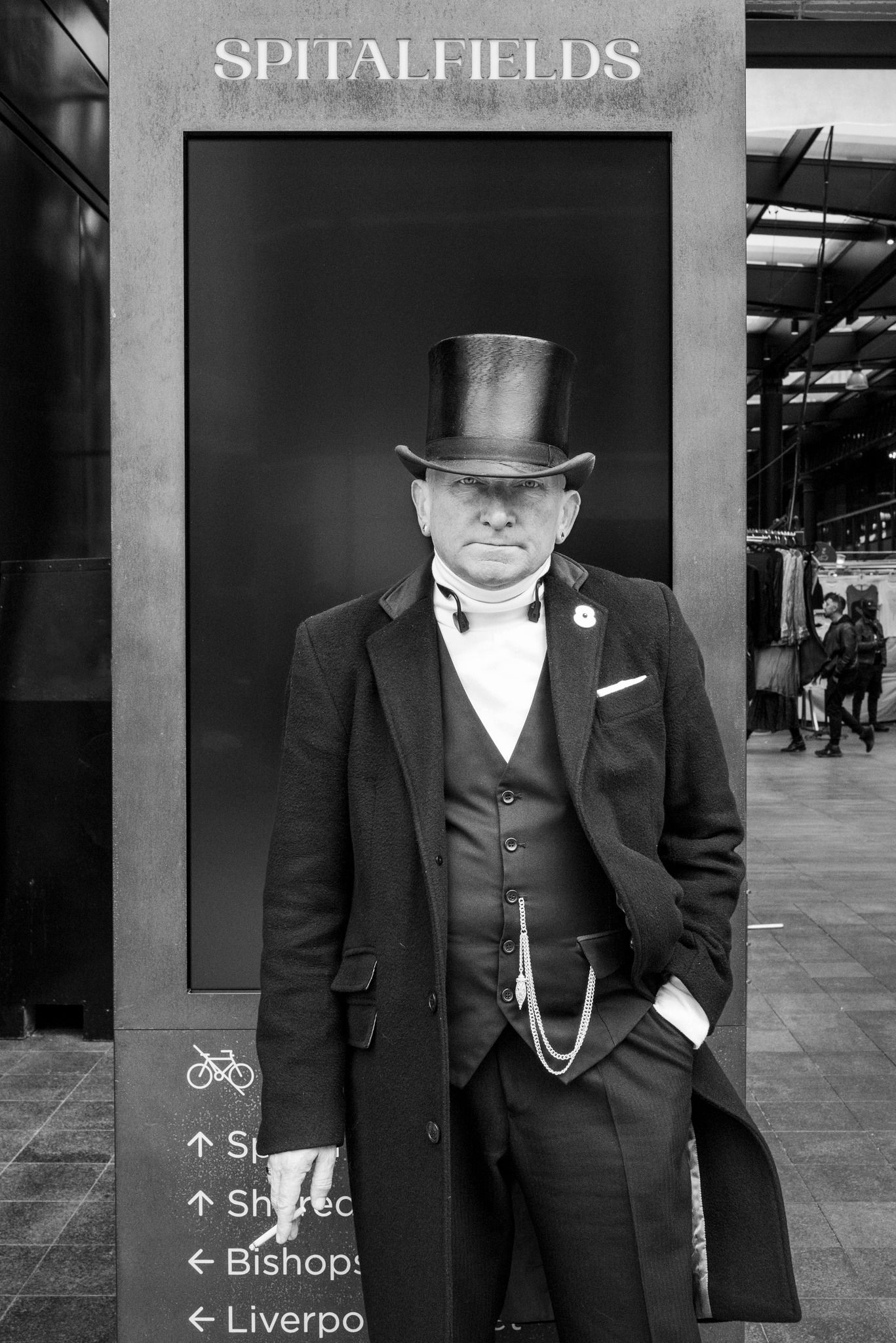 THE LEICA MEET - Facebook's largest Leica user community.