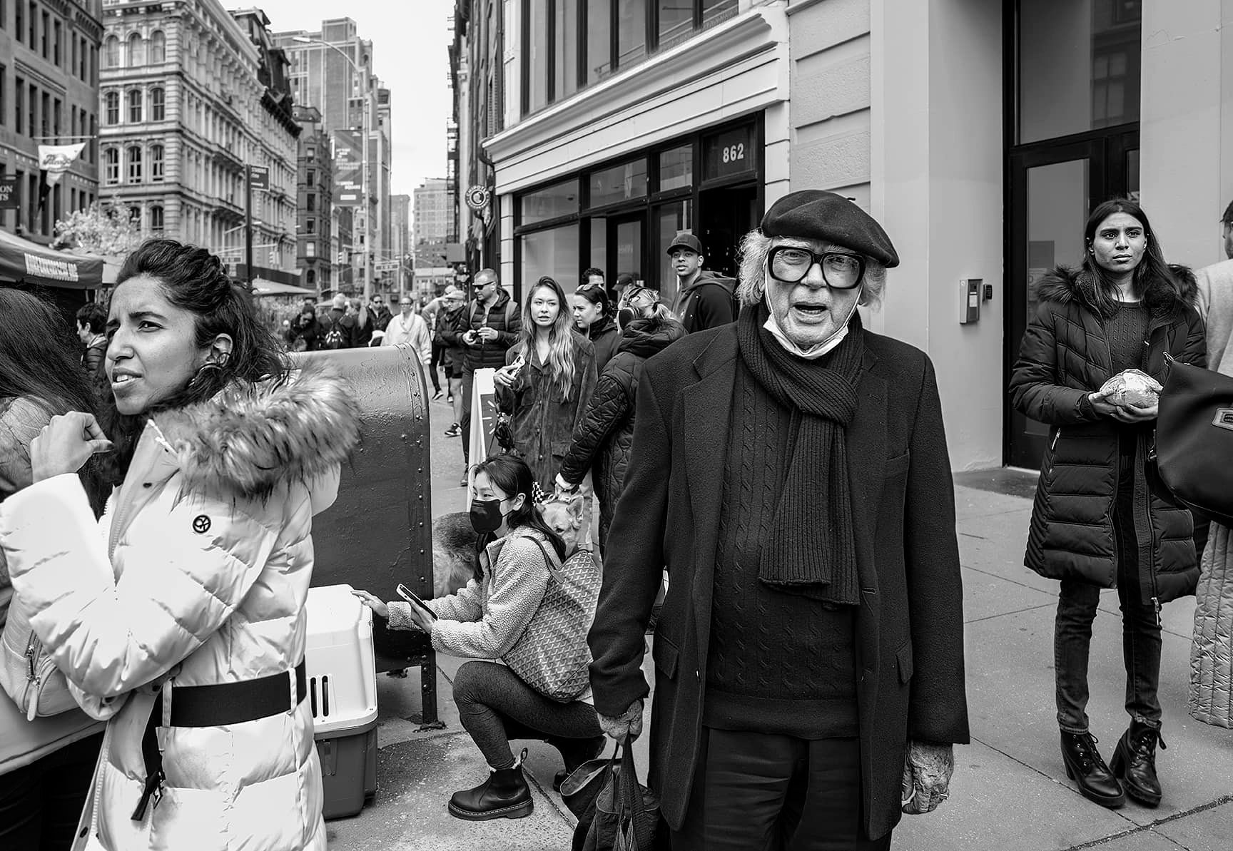 THE LEICA MEET - Facebook's largest Leica user community.