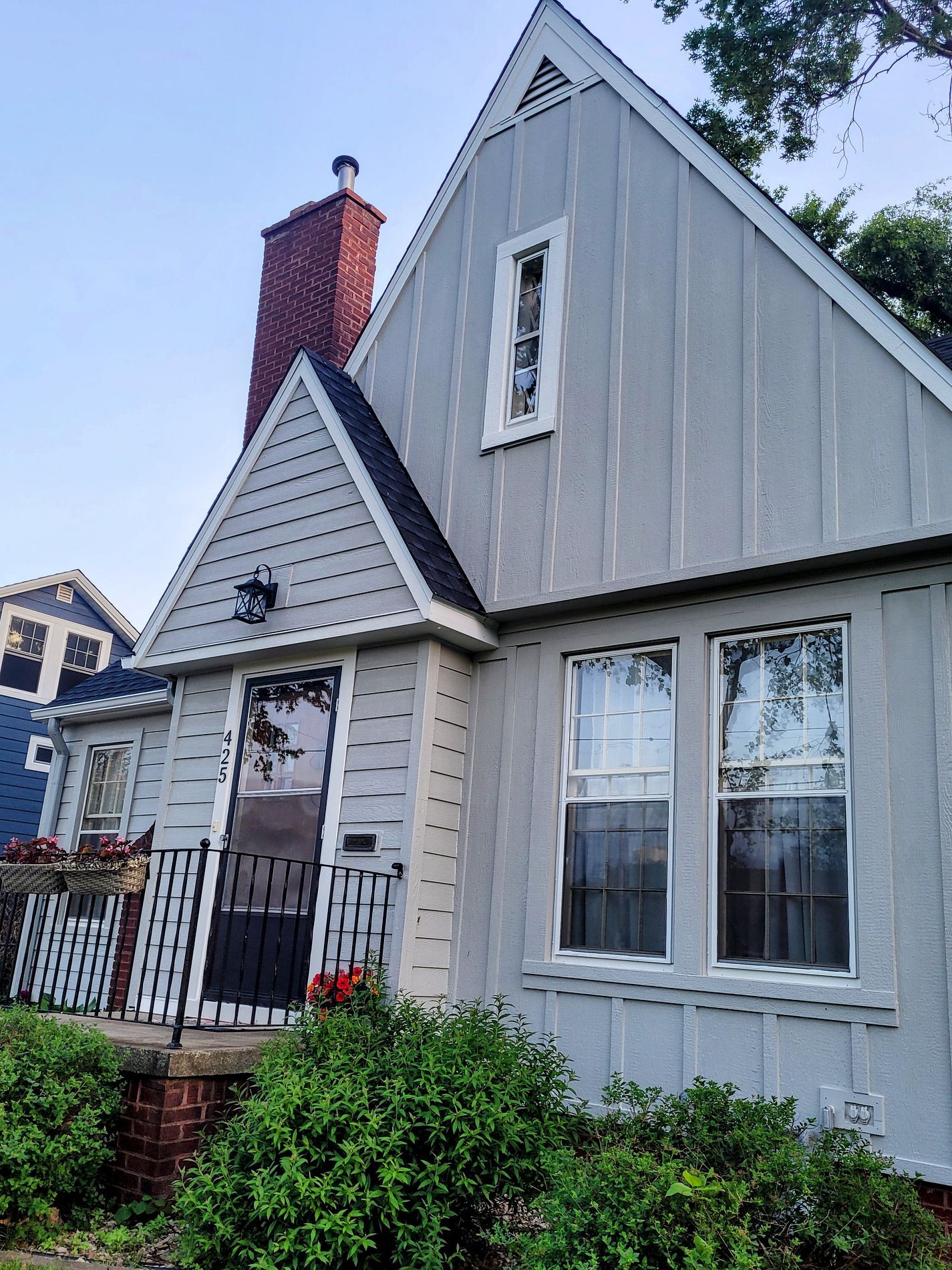 Jake's Roofing & Construction | Siding Colors