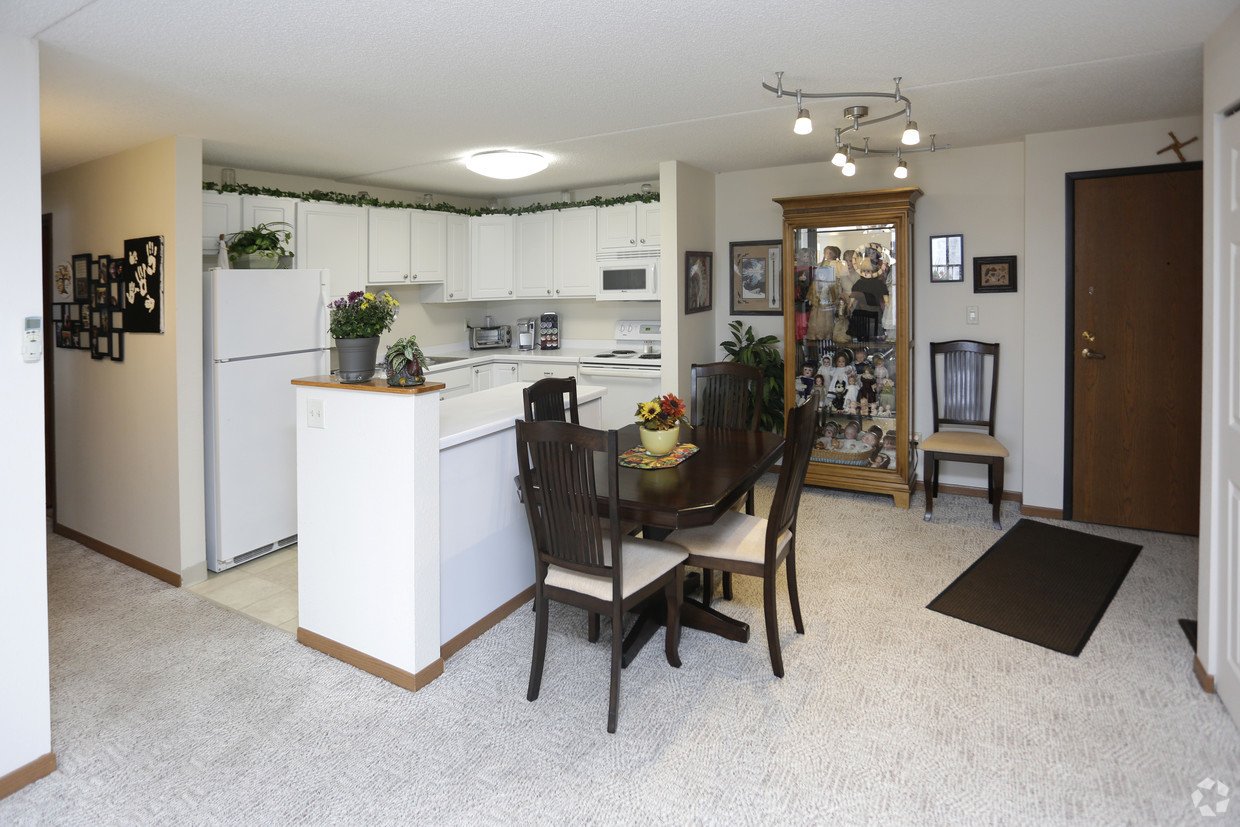 Baypoint Estates Apartments
