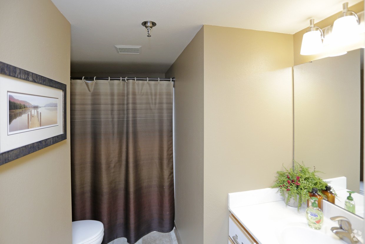 Baypoint Estates Apartments