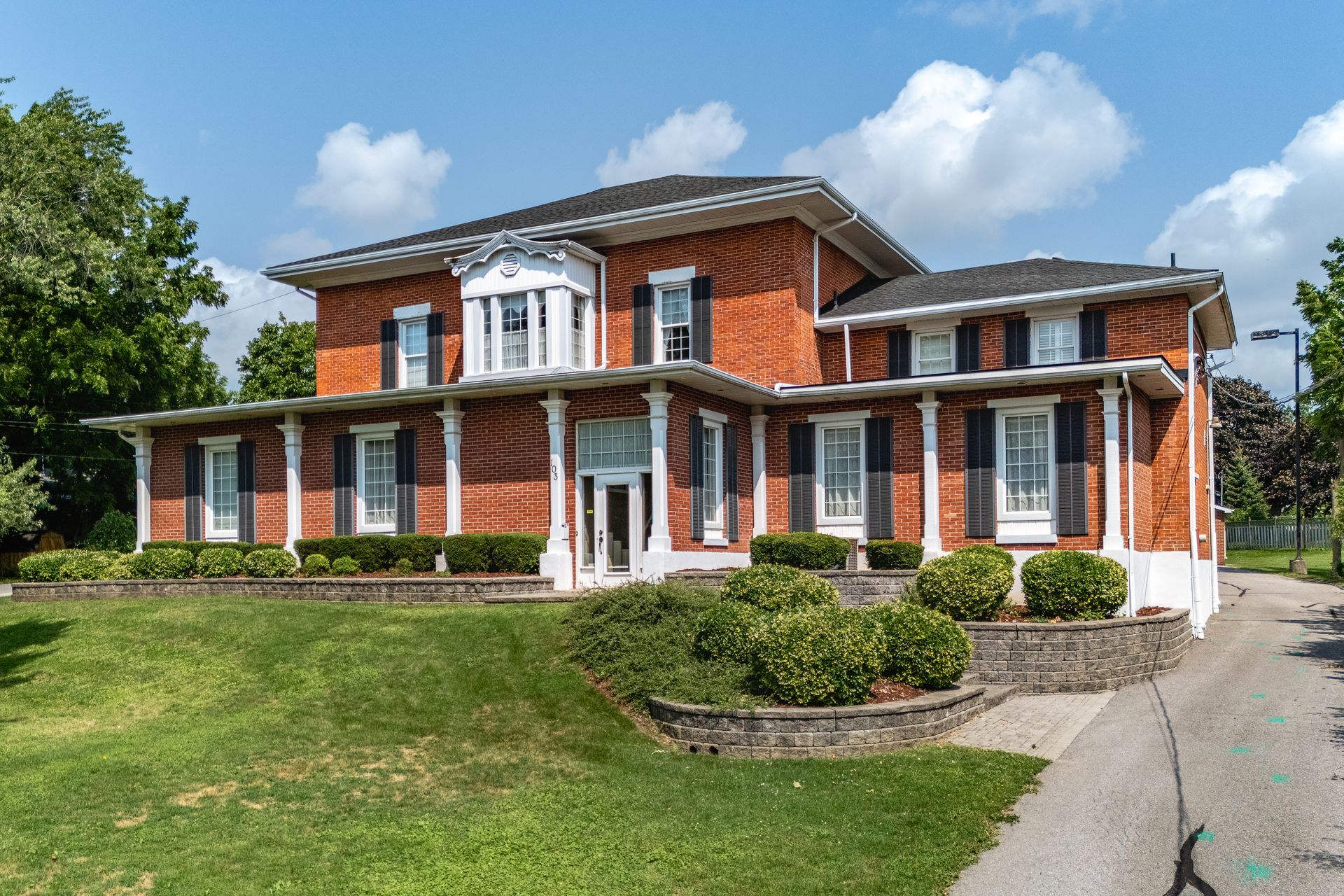 Rushnell Funeral Homes | Port Hope | We Put Families First