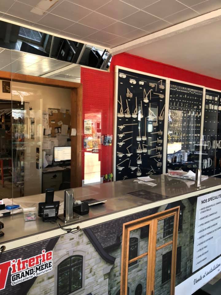 Accueil | Vitrerie Grand-Mère Inc