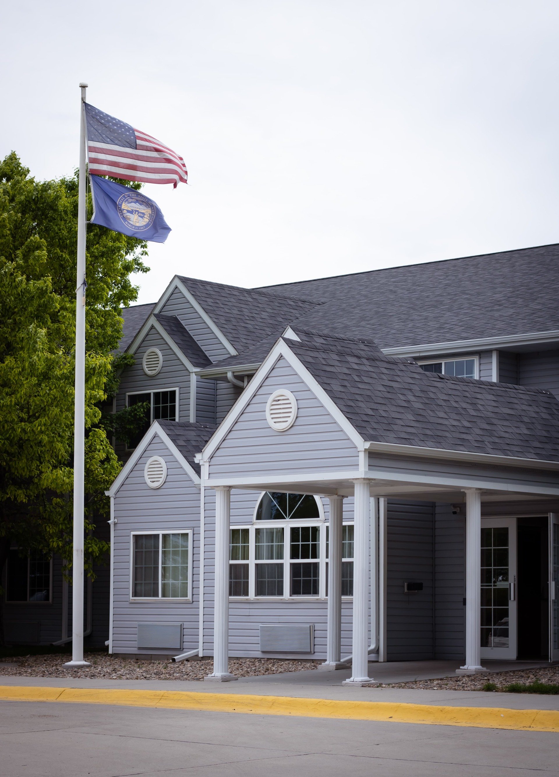 About the Hotel in Gering NE & Scottsbluff NE | Monument Inn & Suites