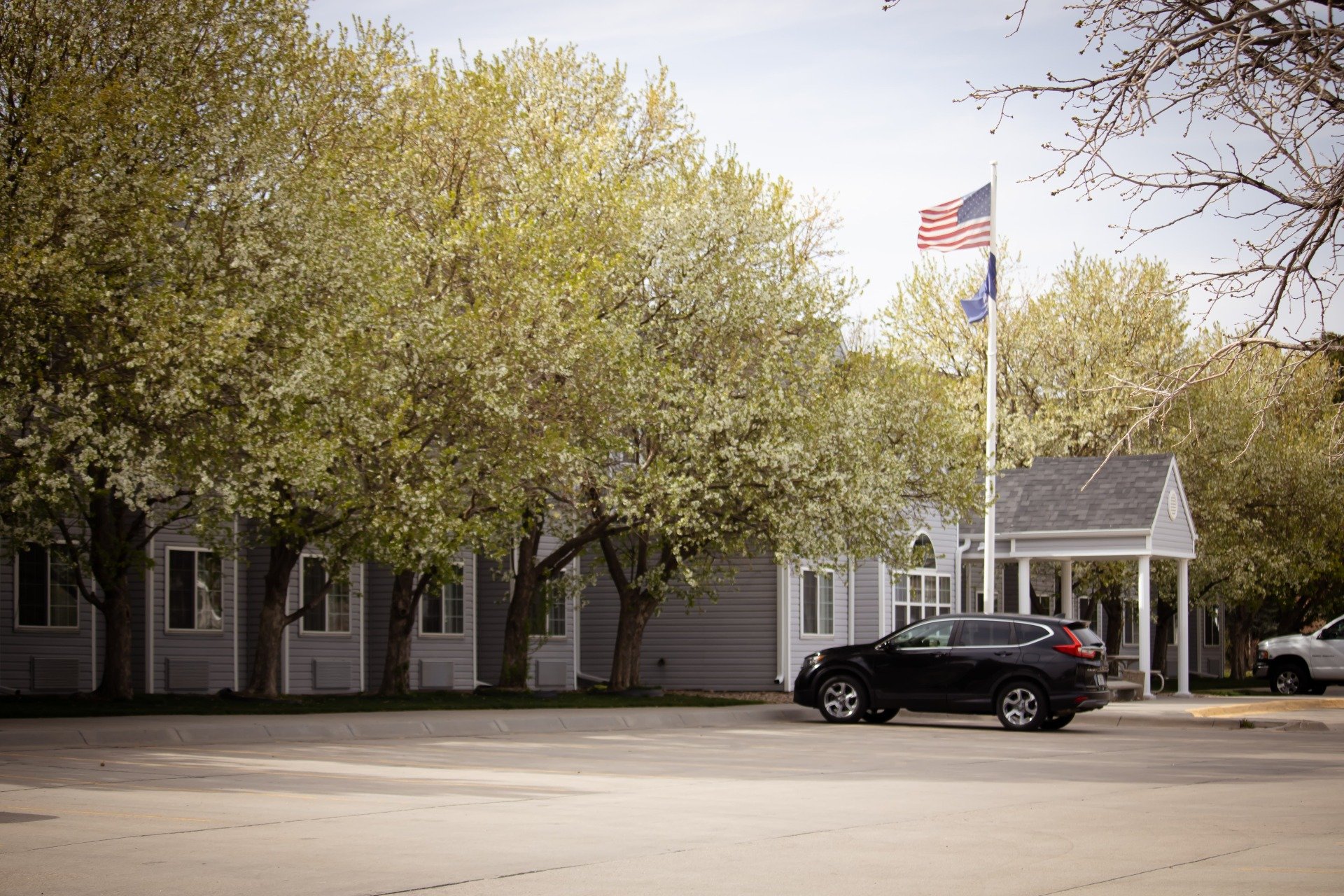 About the Hotel in Gering NE & Scottsbluff NE | Monument Inn & Suites