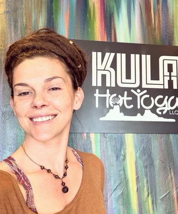 Kula hot yoga