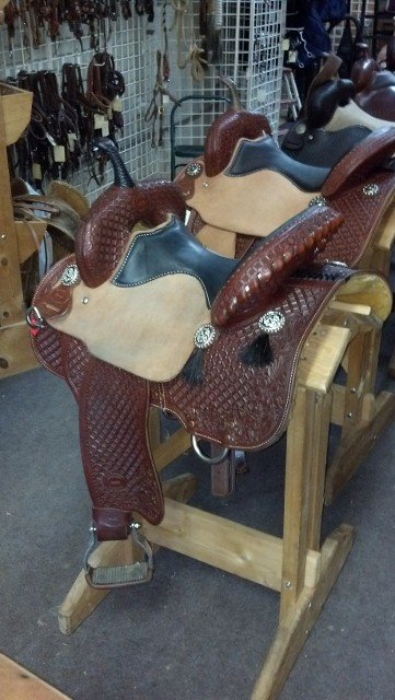 Saddle Gallery
