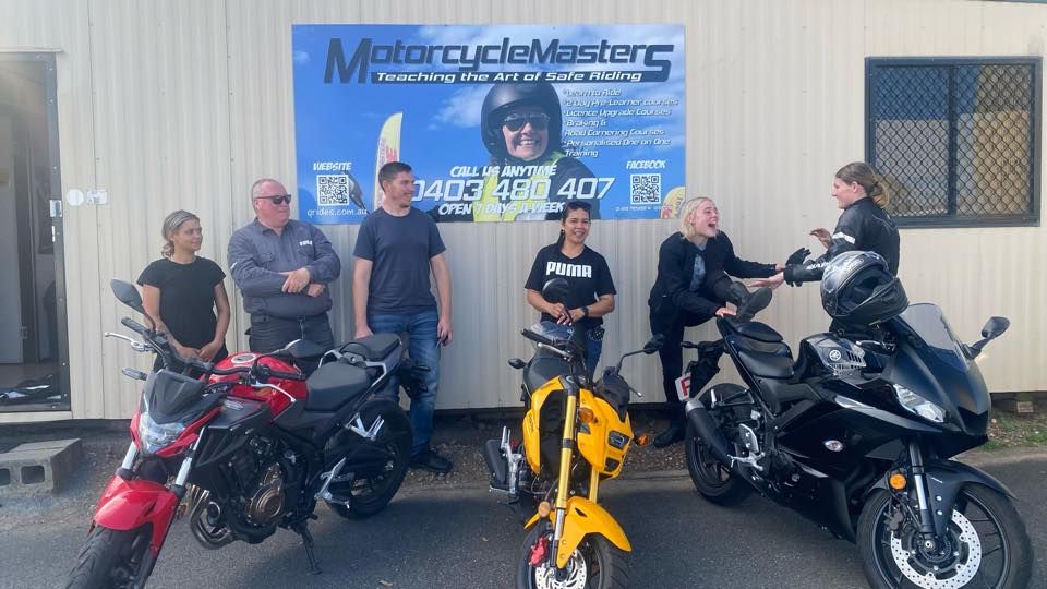 Graduate Photos | Qrides Motorcycle Masters