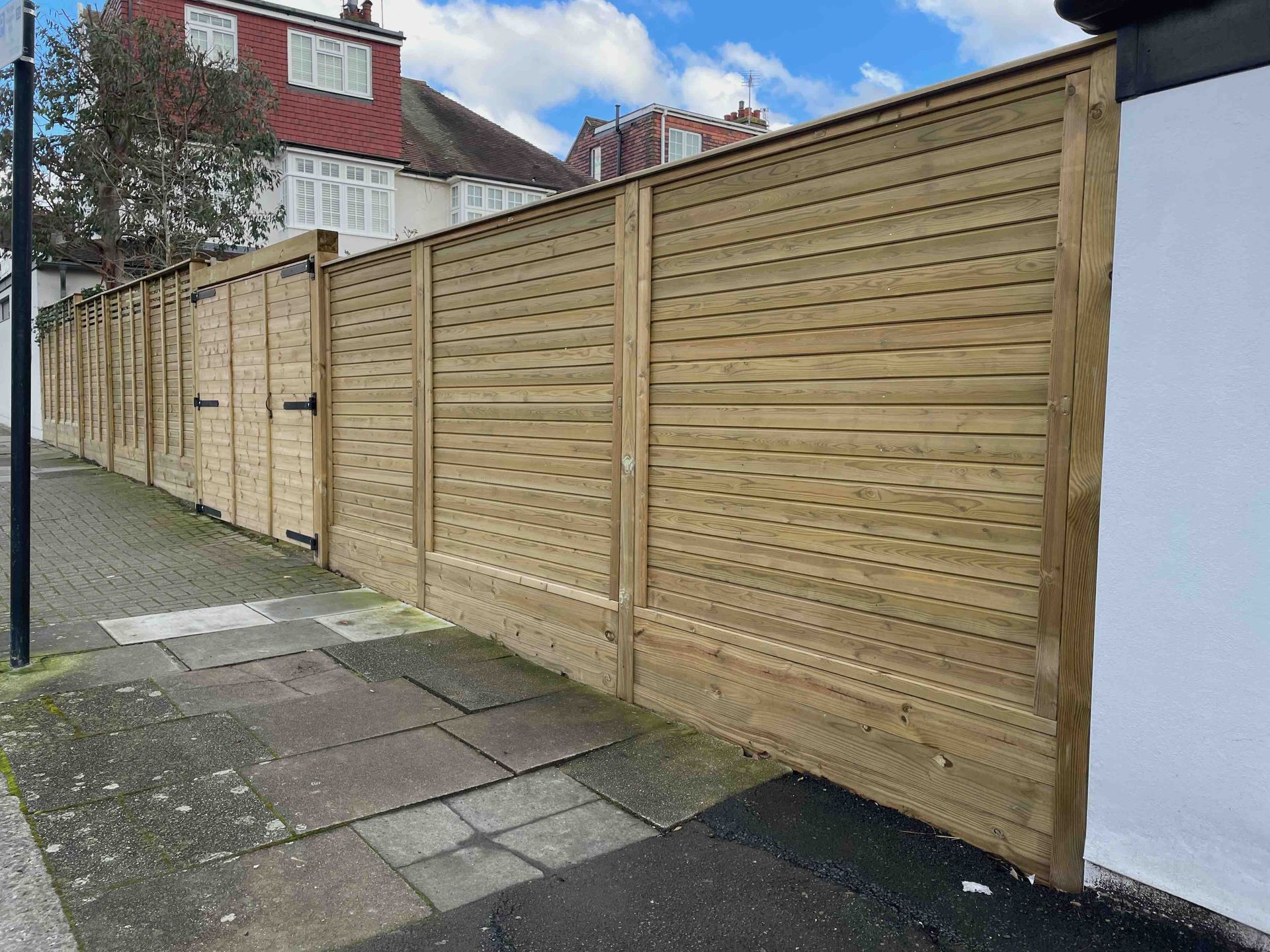 Simply Fences - Fast, Expert Fencing Installation in London