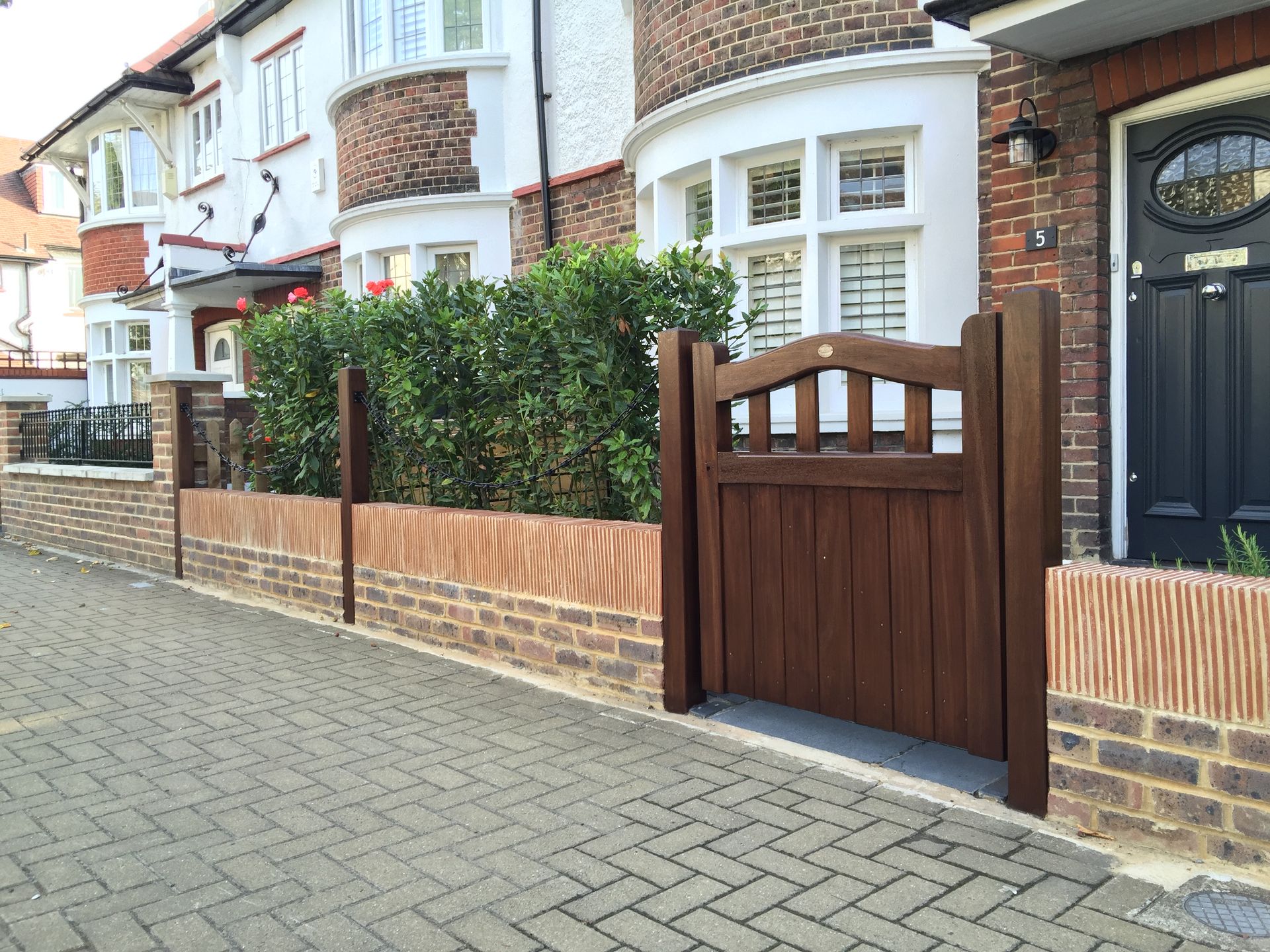 Simply Fences - Fast, Expert Fencing Installation in London