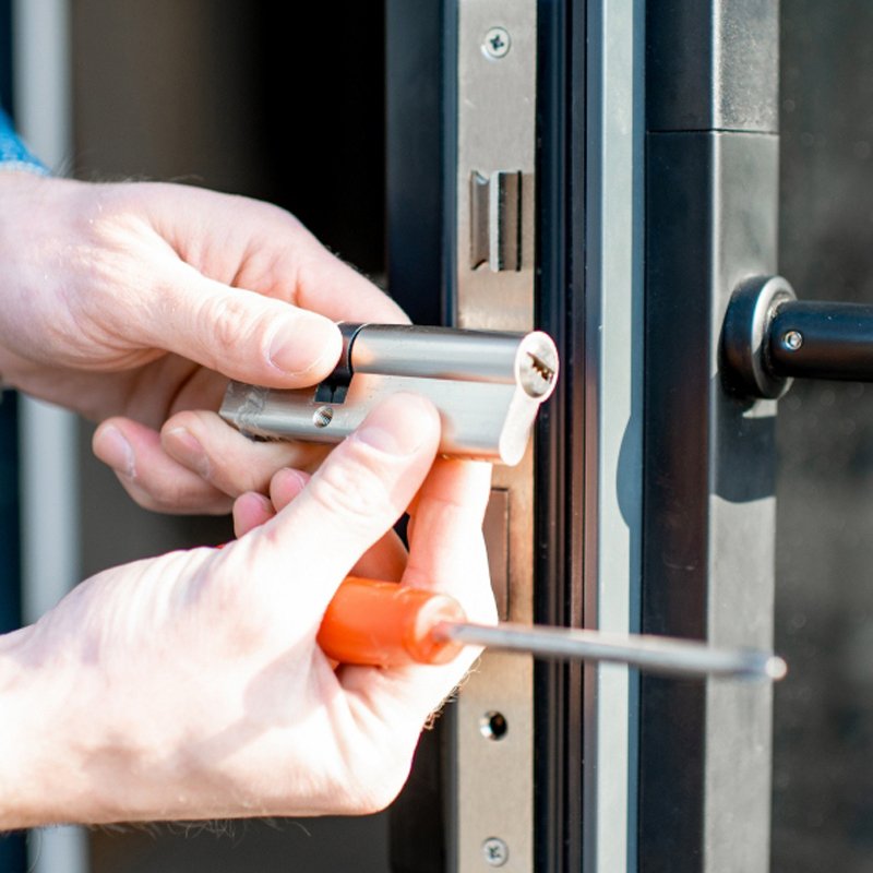 Slotenmaker David | Goedkoopste slotenmaker in de buurt