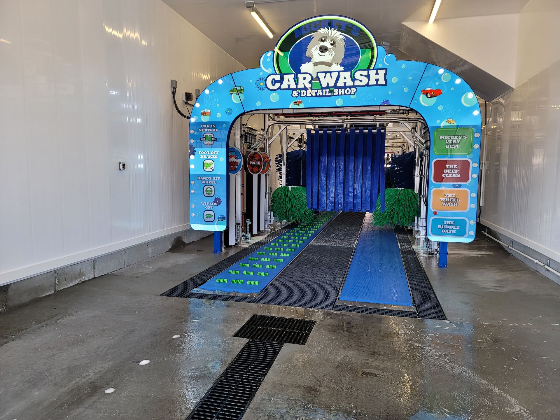 Conveyorized Tunnel Car Wash Equipment