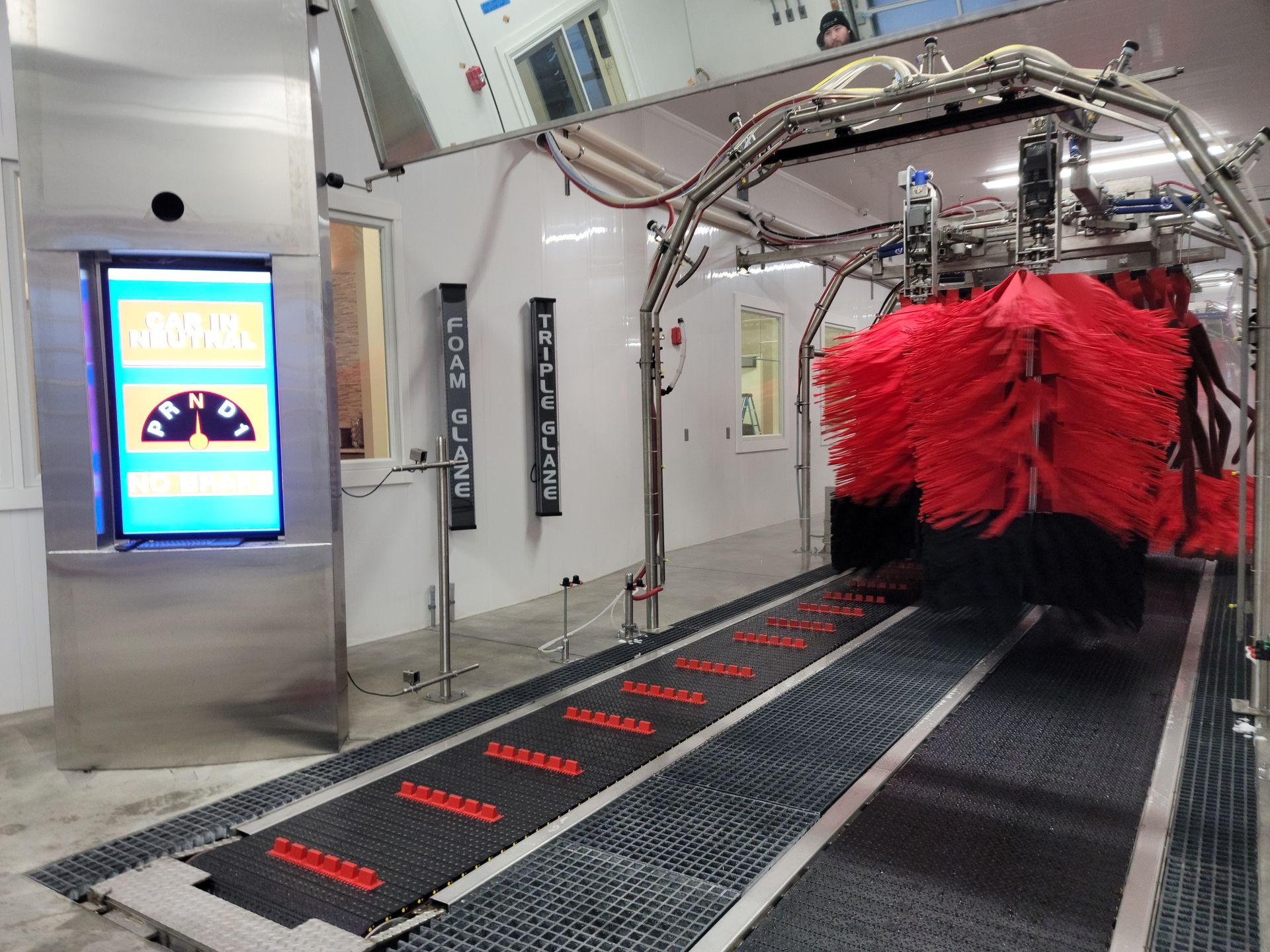 Conveyorized Tunnel Car Wash Equipment