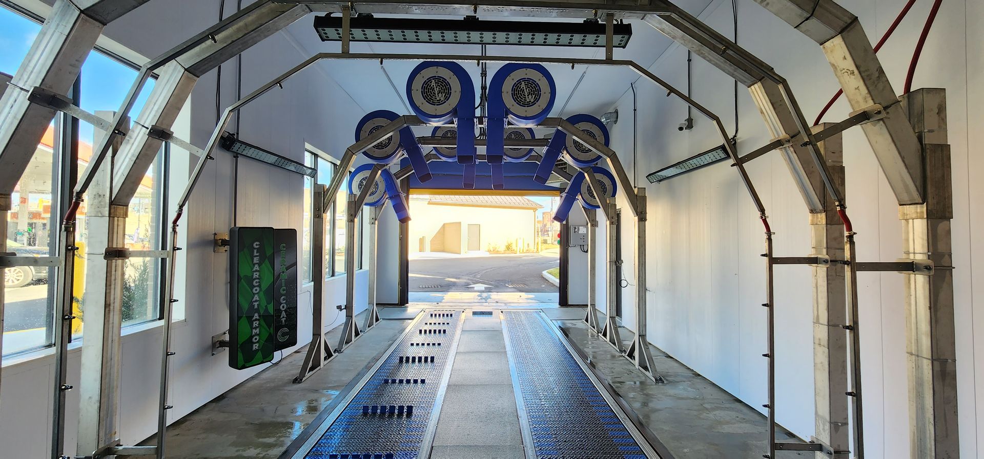 Conveyorized Tunnel Car Wash Equipment