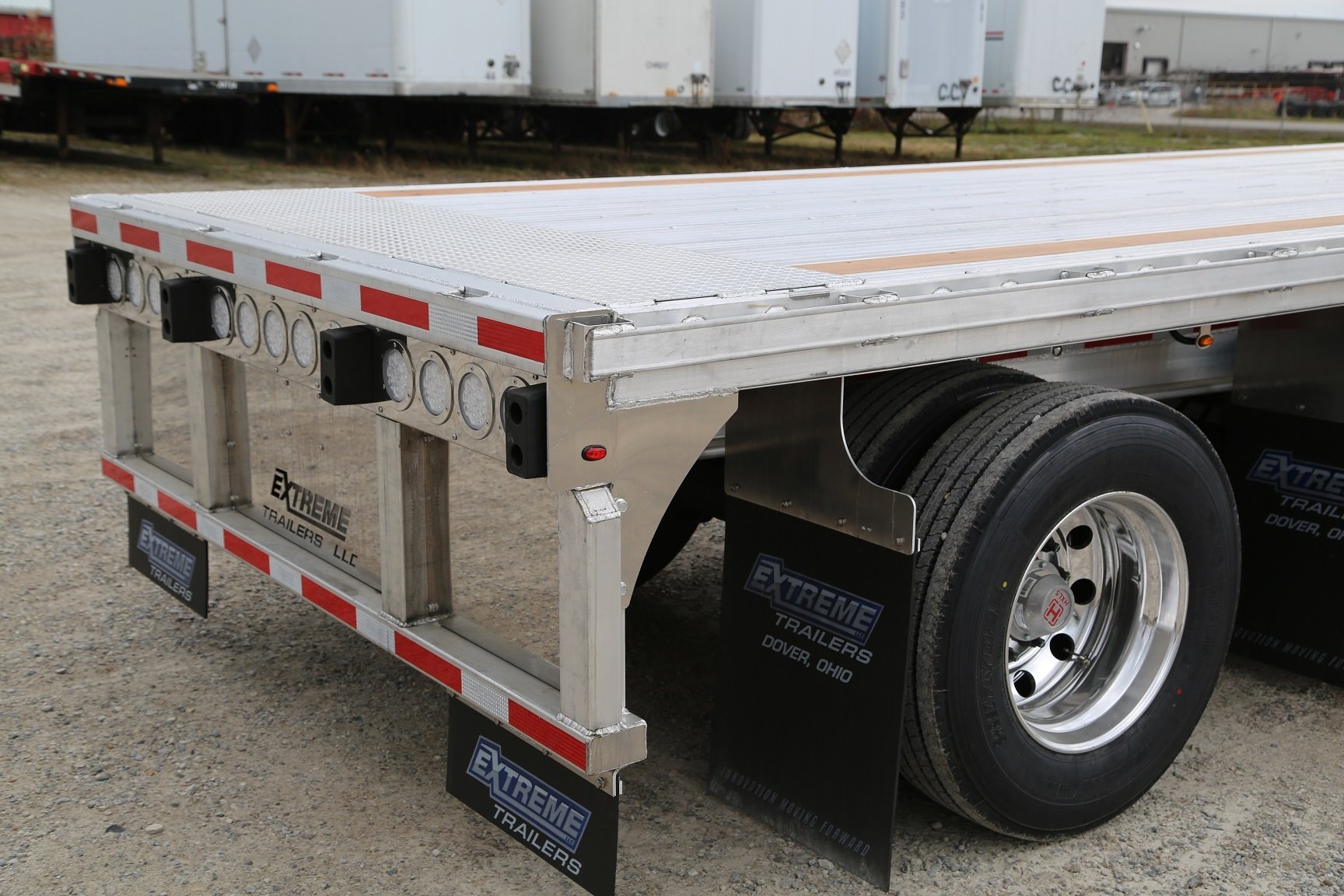 Photo Gallery | Extreme Trailers | Dunnage rack | Trailer tool box