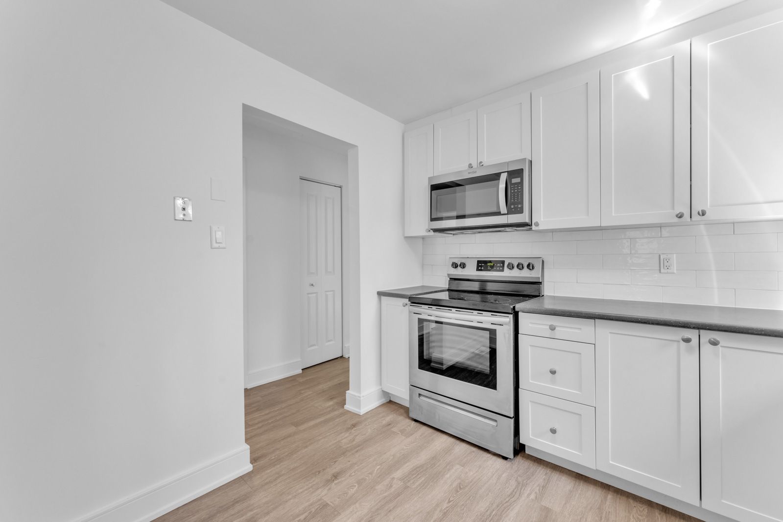 3- Bedroom Apartments | Yonge St. Towns
