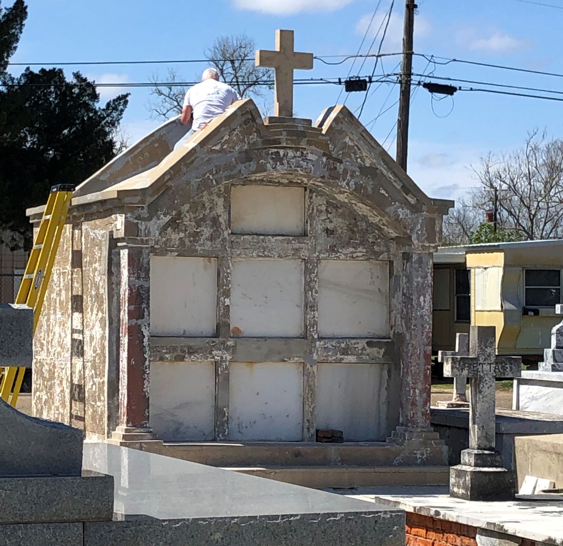 Home [www.delcambrechurches.com]