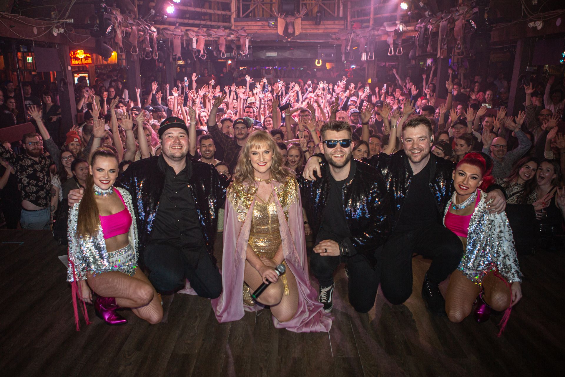 Katy Ellis - Taylor Mania!