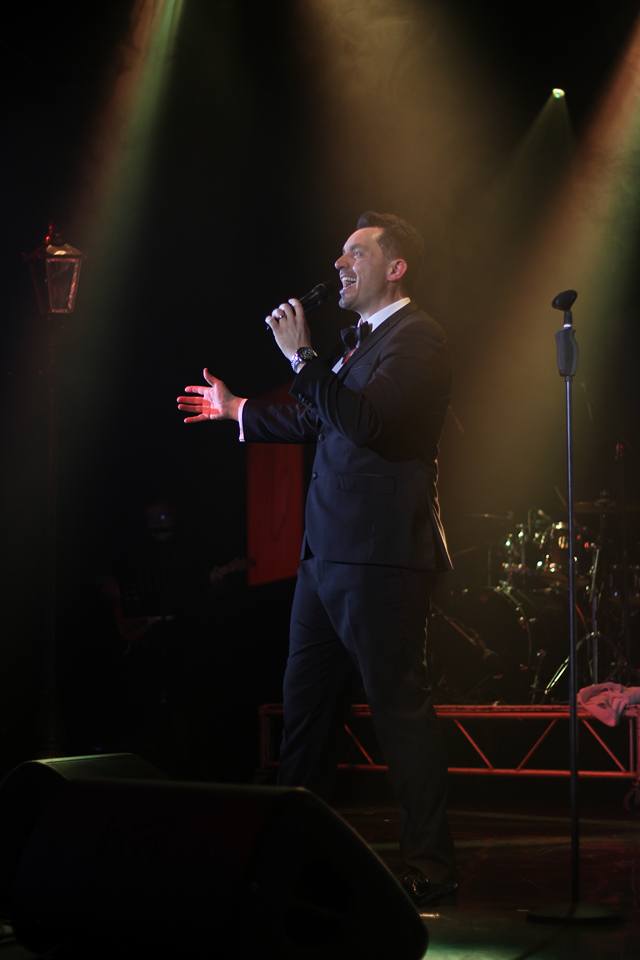 Michael Clews - Michael Bublé, Neil Diamond and Elvis