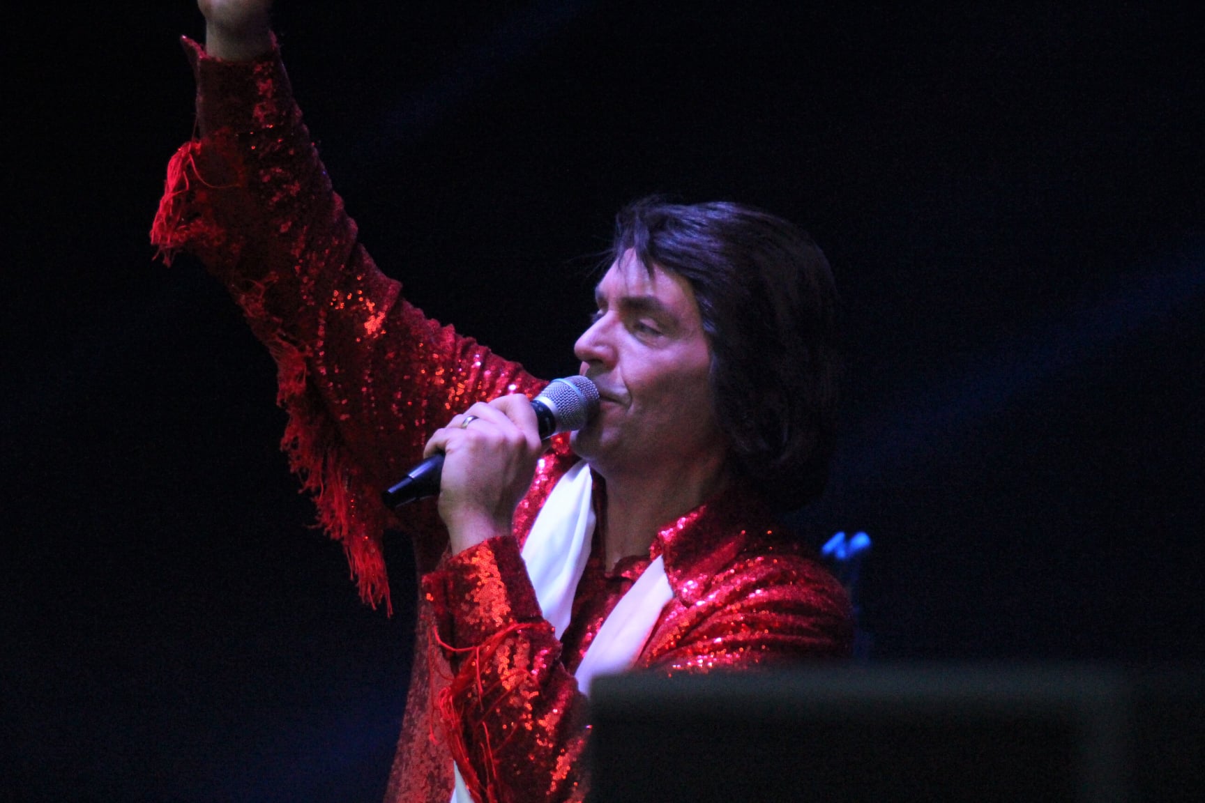 Michael Clews - Michael Bublé, Neil Diamond and Elvis