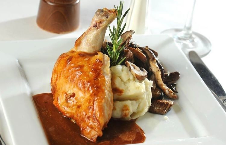 Cuisine at Smithtown Landing Country Club | Country Club