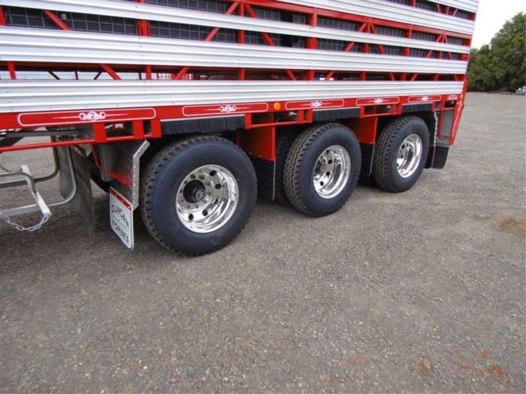 Hill's Transport - Duncan 4x2 B Trailer - Duncan Stock Crates