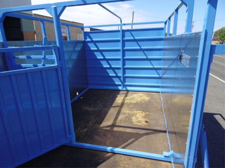 Phil Syphers - Duncan Cattle & Horse Box - Duncan Stock Crates