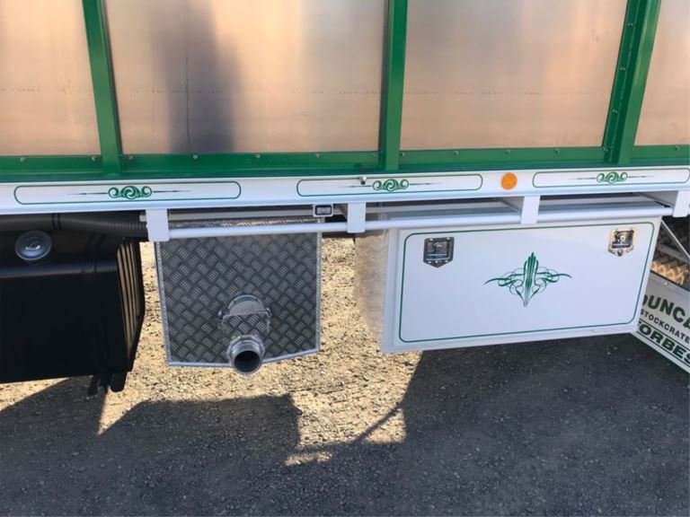 Ronald Webb - Duncan Body & Single Deck Cattle Crate - Duncan Stock Crates