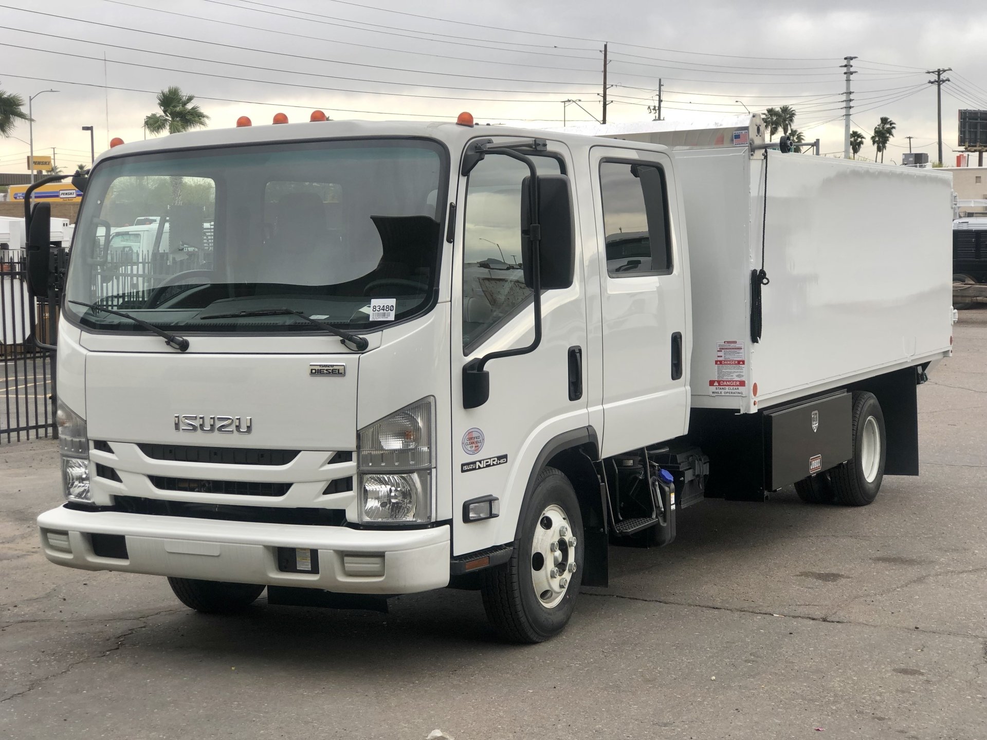 Drake Equipment | Commercial Fleet Upfitting