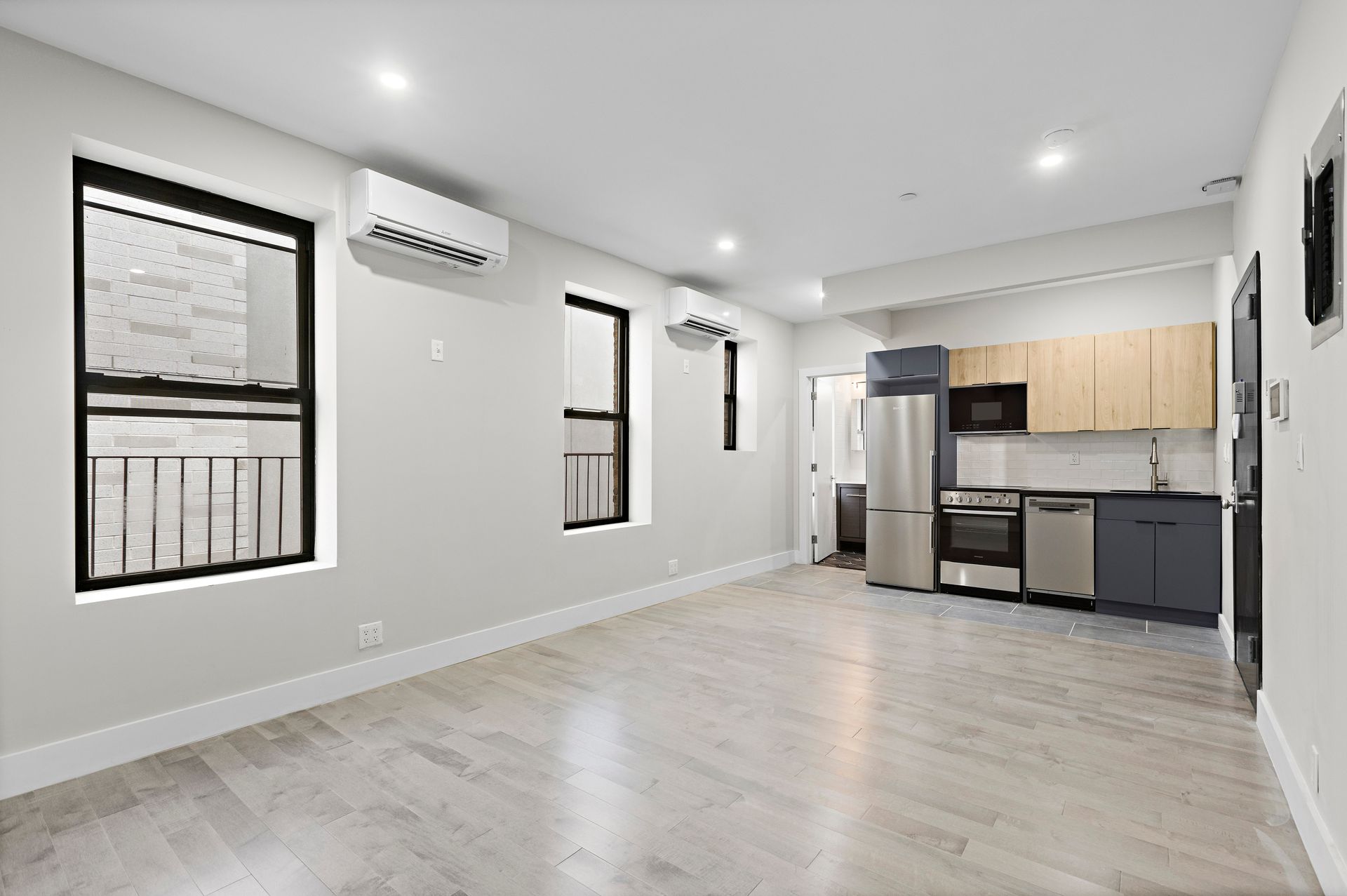 548 E 183rd | Bluesky Living