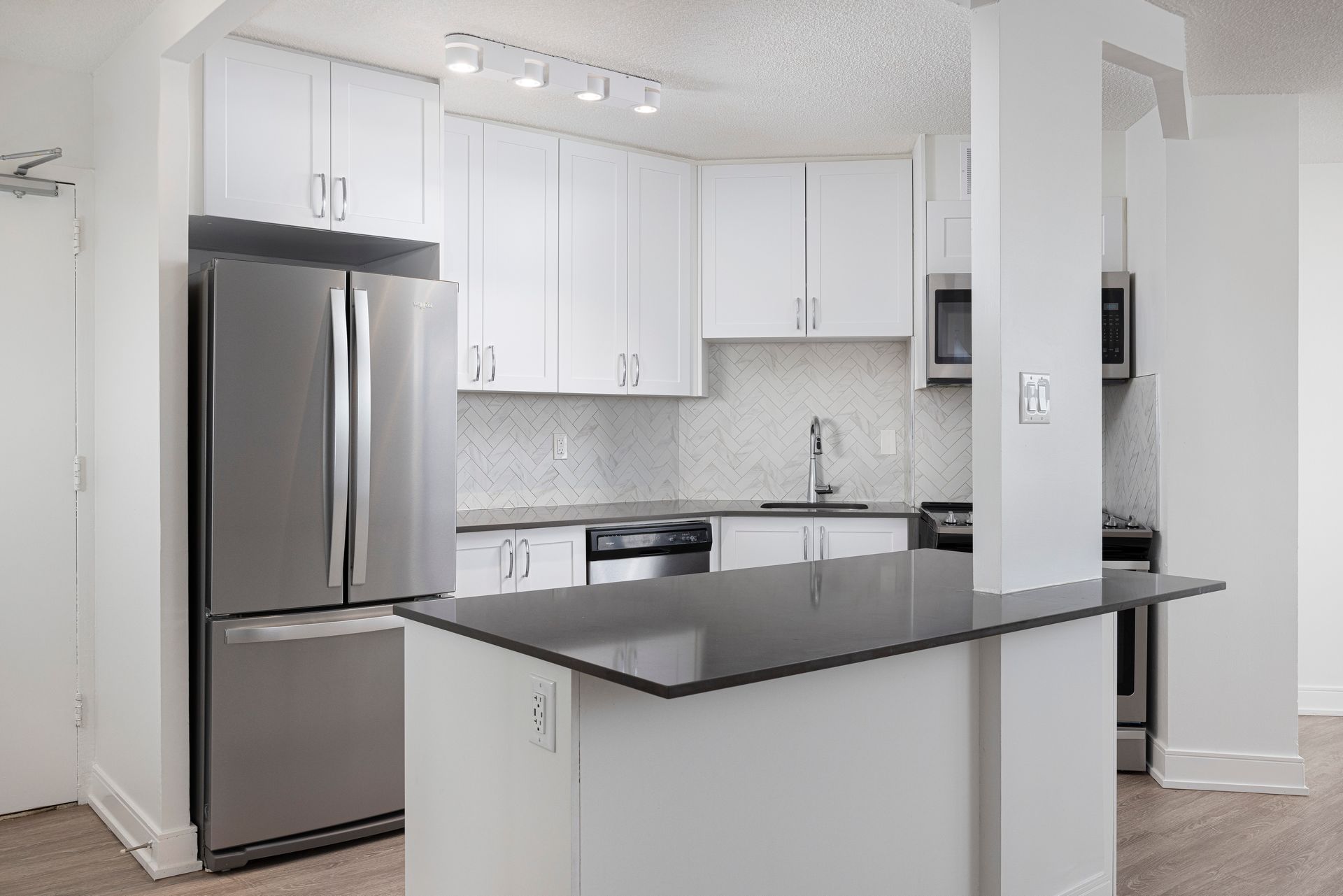 1-, 2-, and 3- Bedroom Apartments | 3122 Hurontario