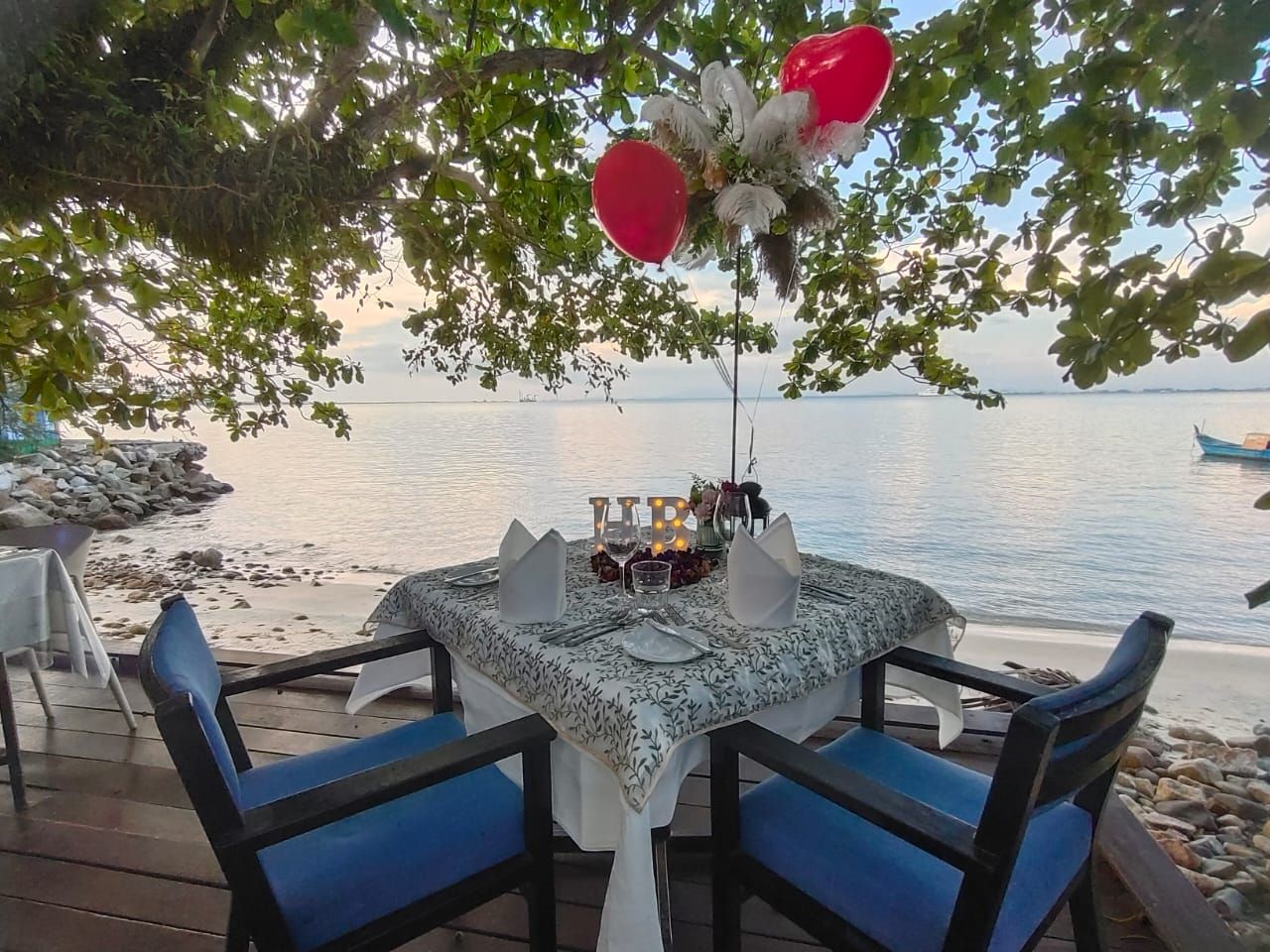 Beach Bar Penang | Welcome to Beach Blanket Babylon