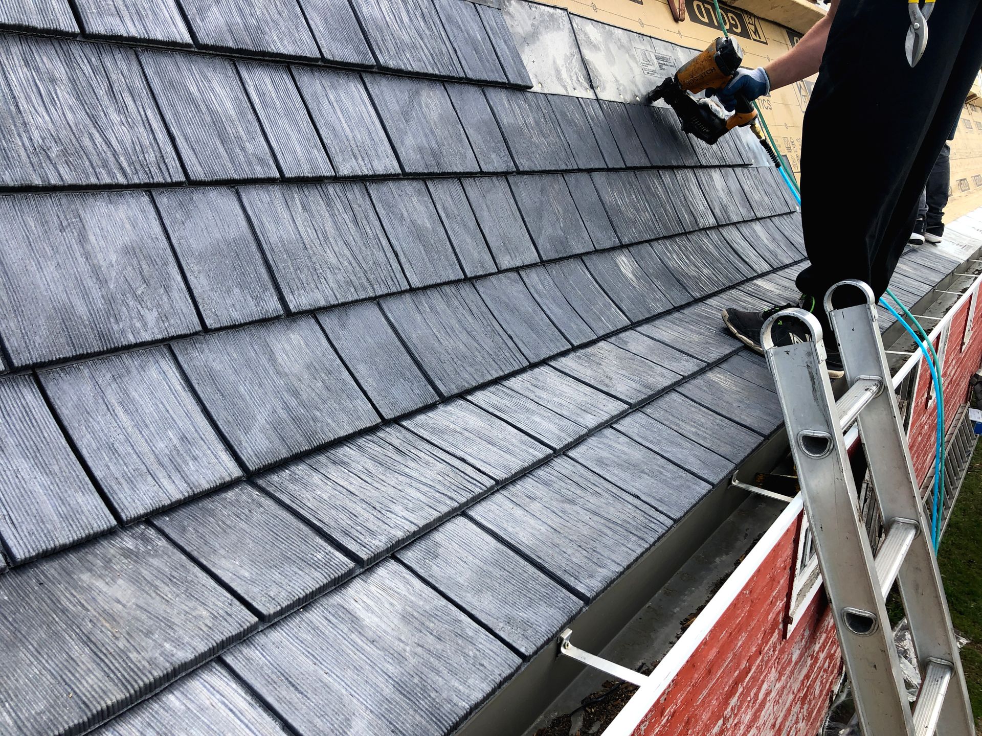 Speciality Roofing Services in Blumenort, Manitoba | Racka Roofing