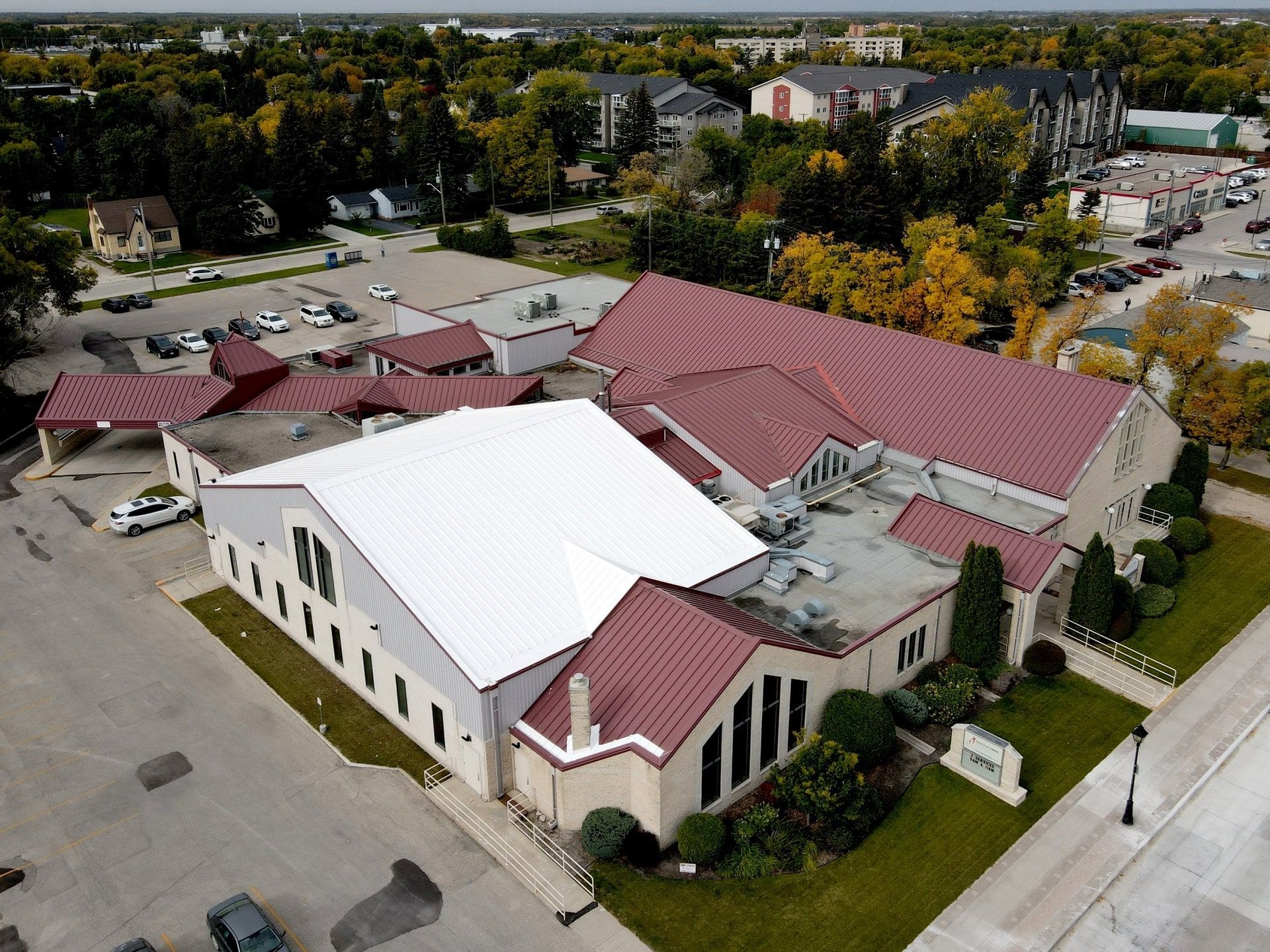 Flat Roofing Systems in Blumenort, Manitoba | Racka Roofing