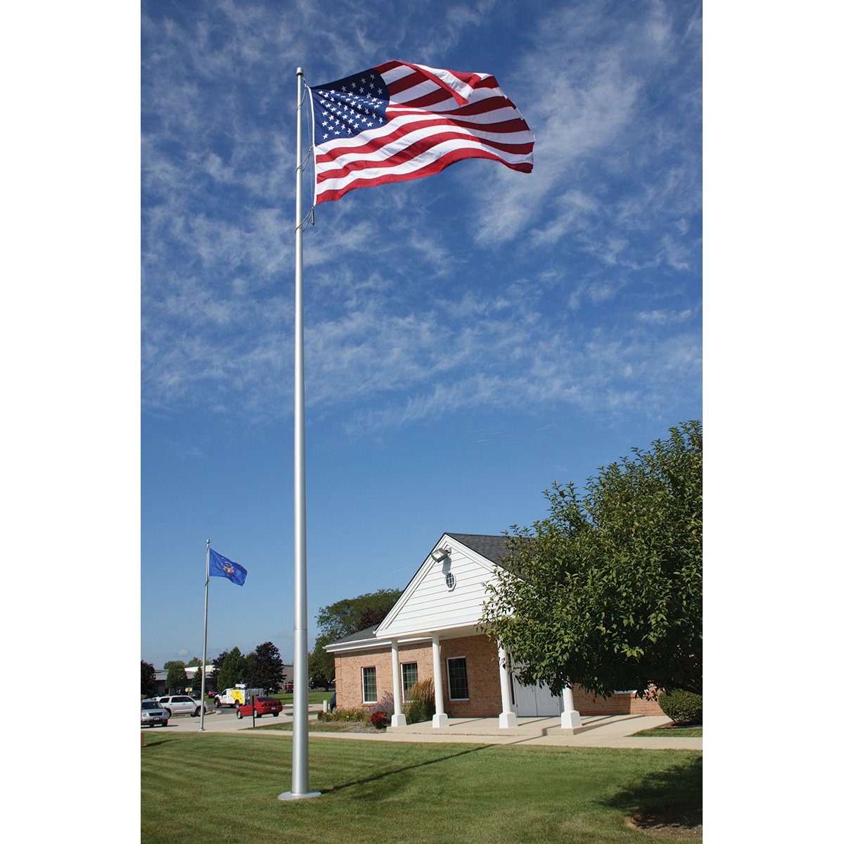 Sturdy US-Made Aluminum Residential Flagpoles For Sale