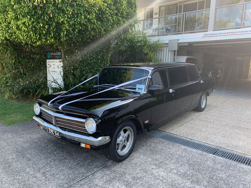 Car Rentals Sunshine Coast | Noosa Premier Stretch Holden Transfers