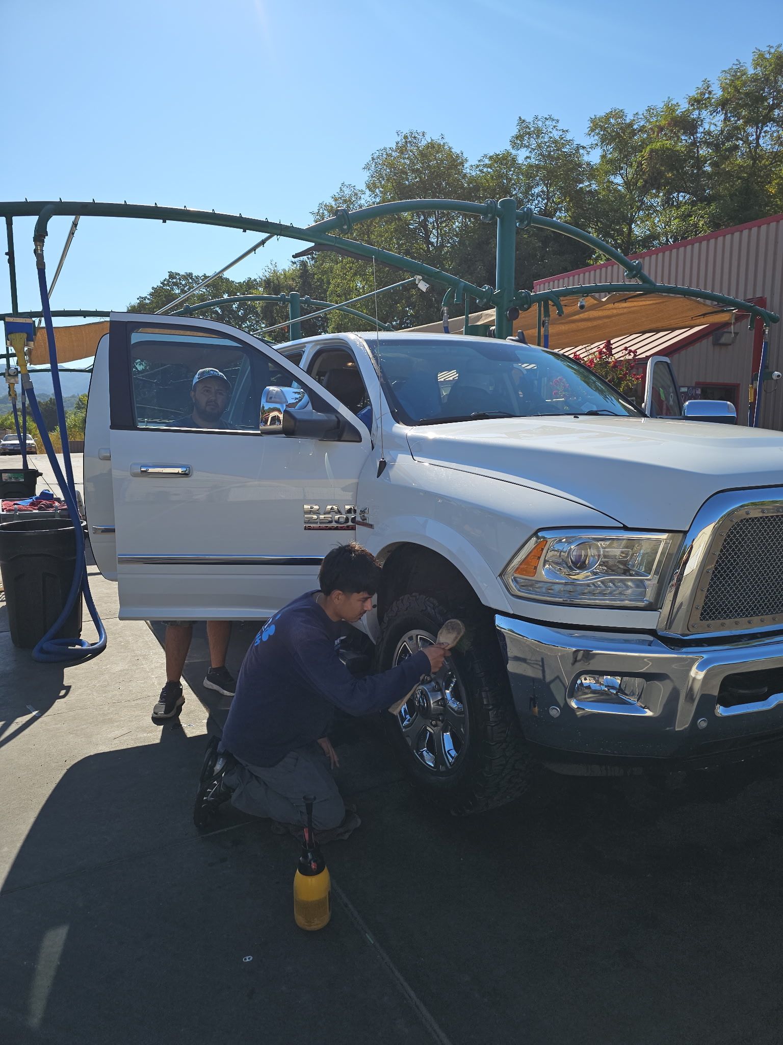 Automotive Services | Redwood Tree | 859 N State St. Ukiah, CA