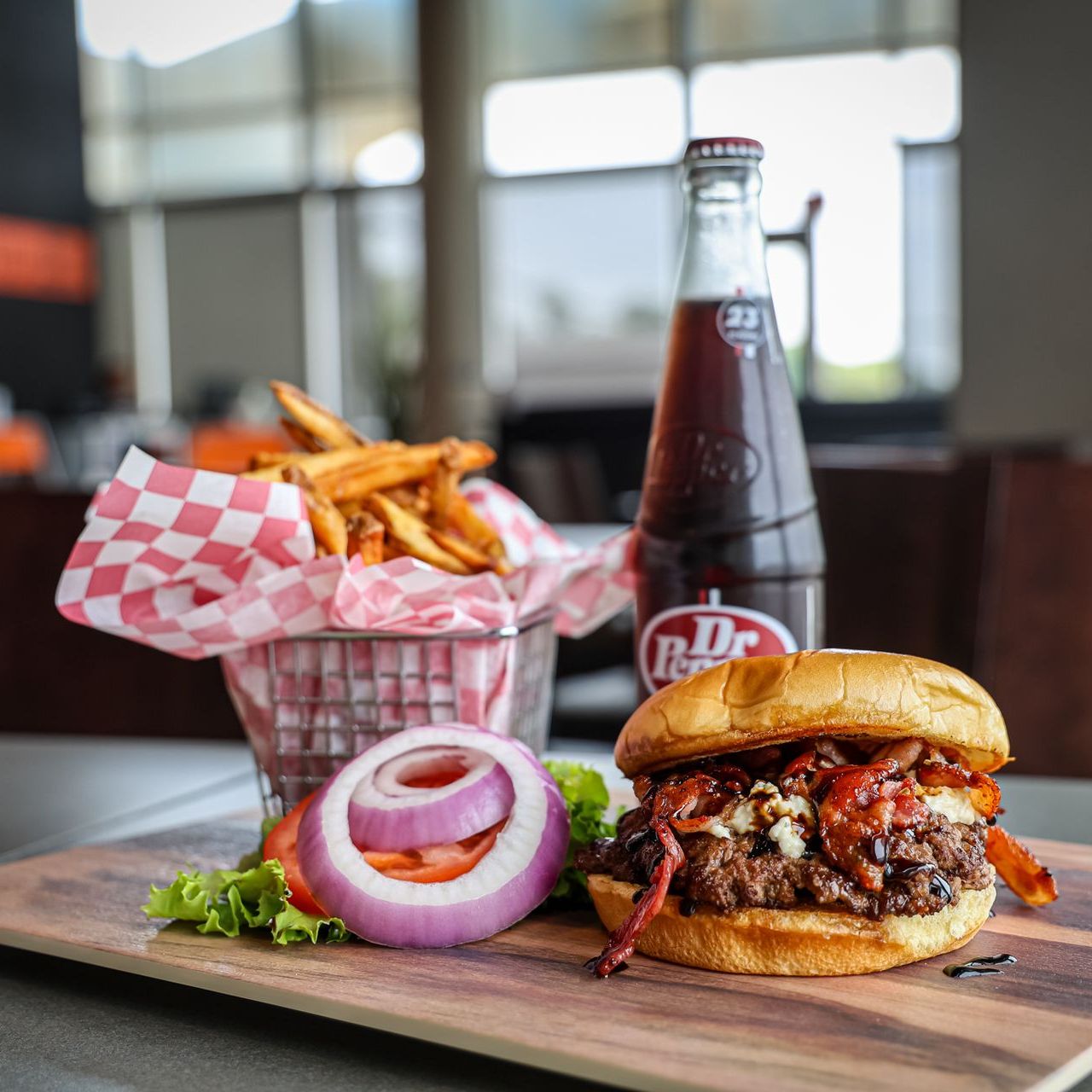 Handcrafted Burgers & Wraps | Burger Bar | Springfield Mo