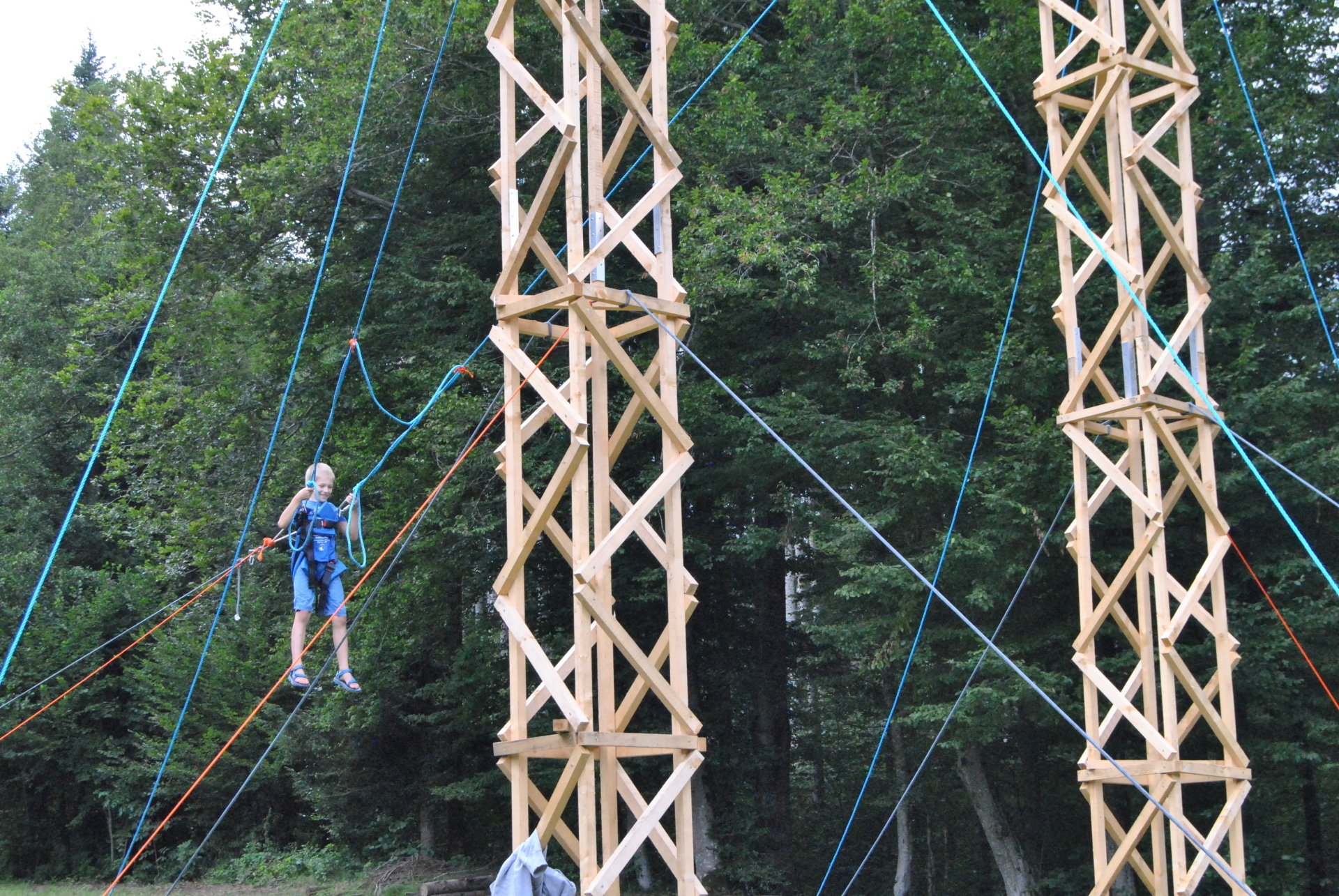 Gozdni oddelek = Nepozabni poletni tabori