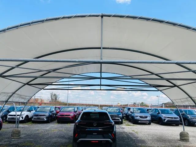 Strutture e chiusure in PVC a Roma | MD Teloni in PVC